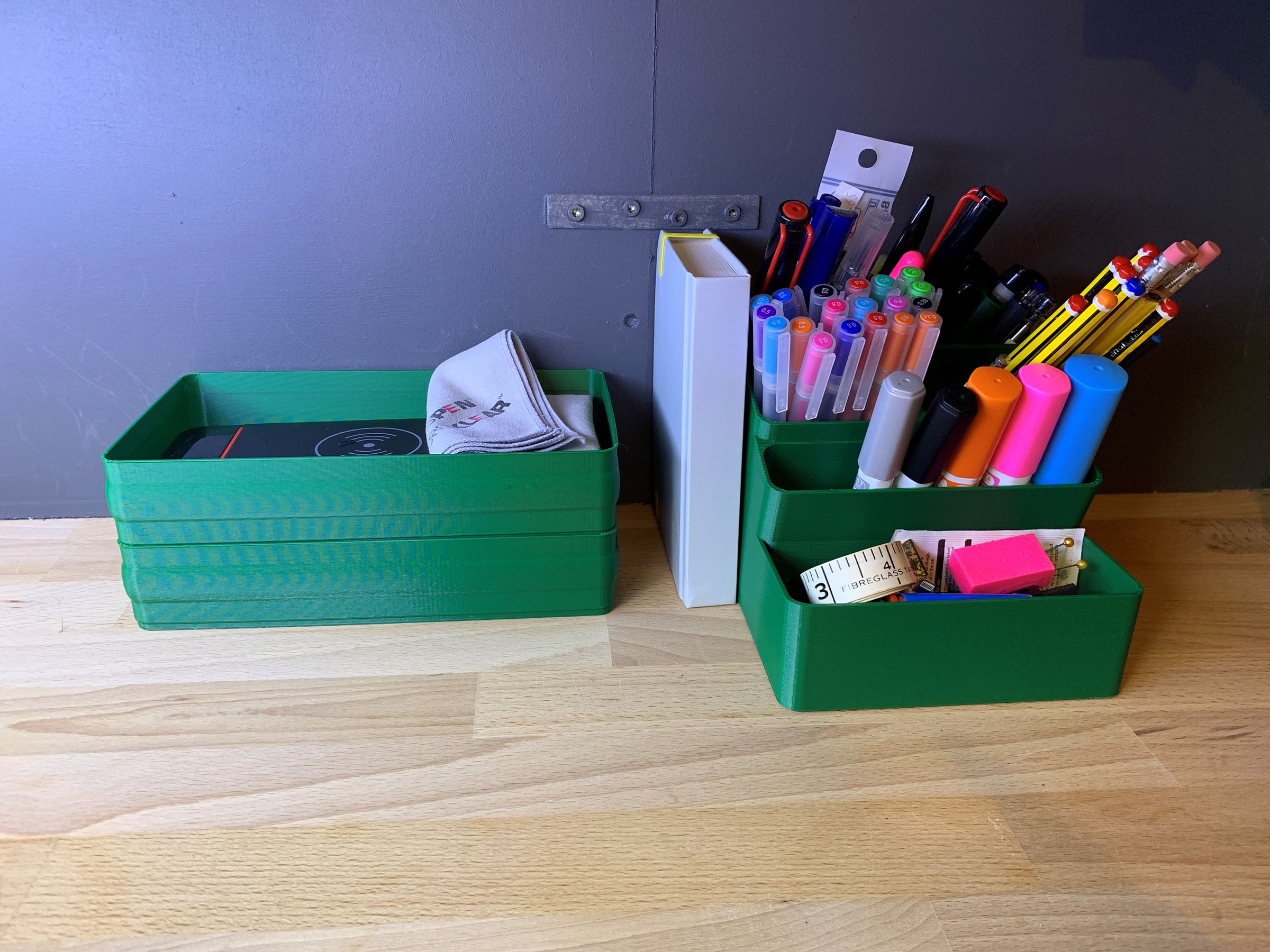 Declutter Your Workspace : 11 Steps (with Pictures) - Instructables