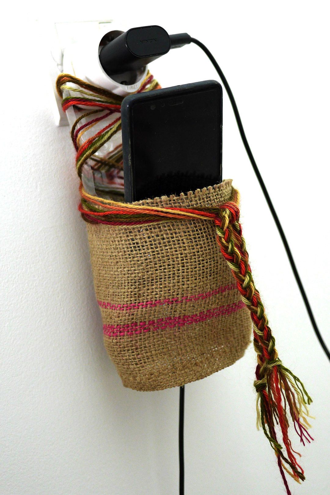 DYI Hanging Phone Case : 8 Steps (with Pictures) - Instructables