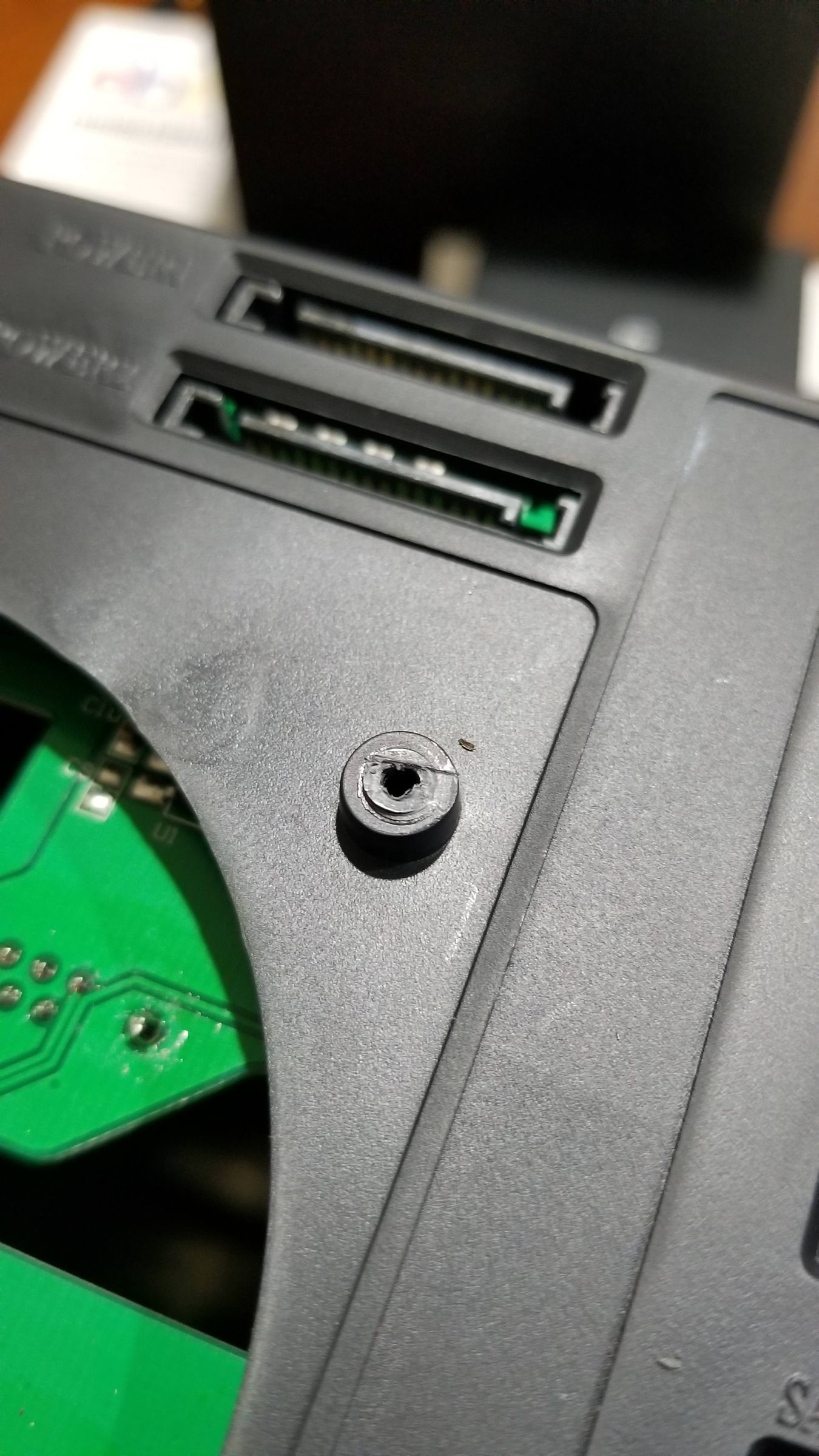 IStar Hard Drive Cage Fan Replacement Mod : 4 Steps - Instructables