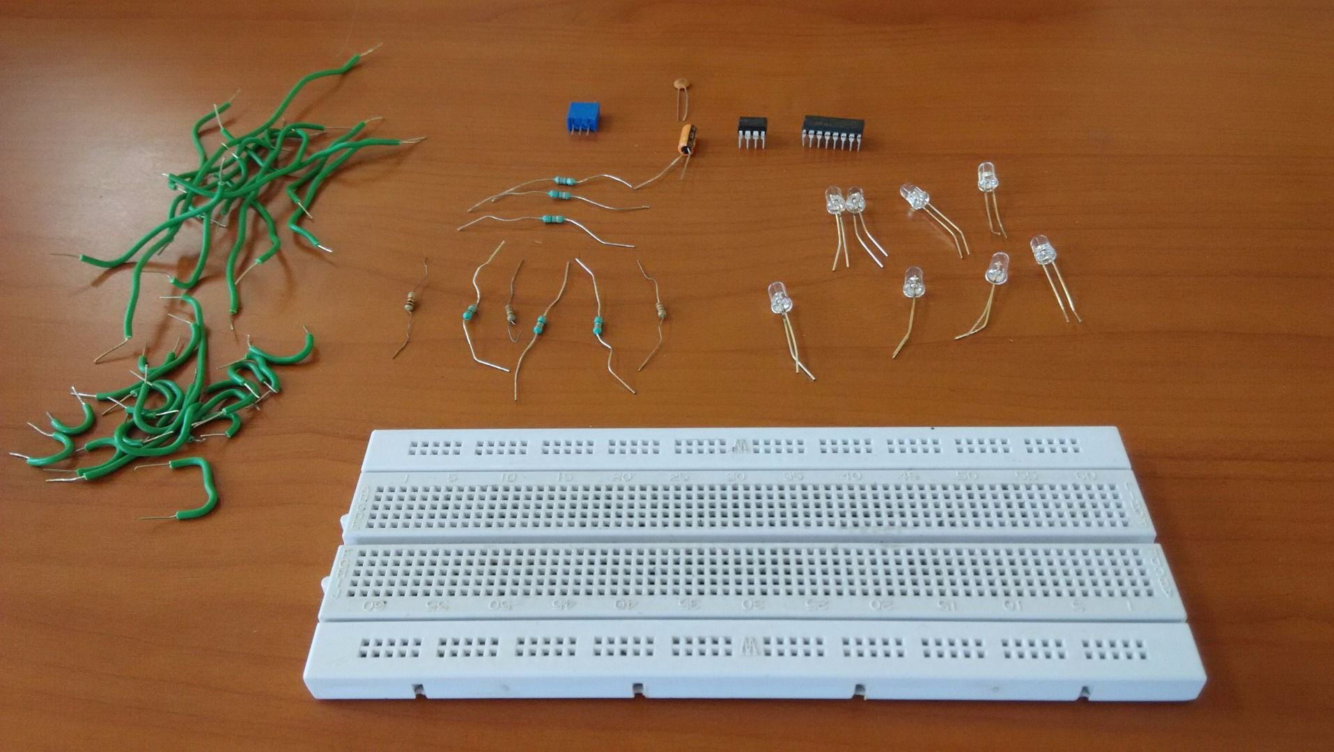 Running Light Chaser Circuit : 3 Steps - Instructables