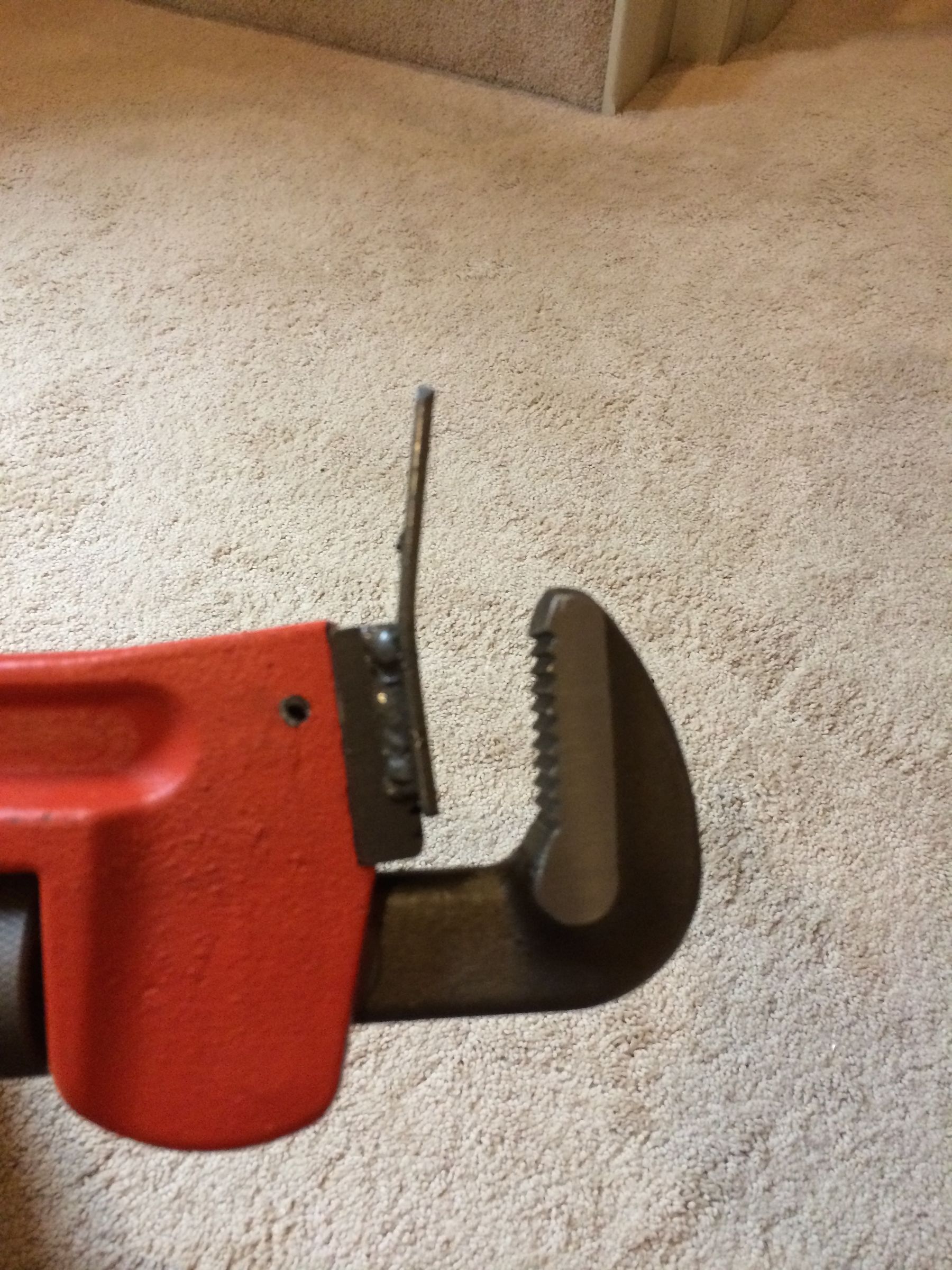 Pipe Wrench Table : 6 Steps (with Pictures) - Instructables