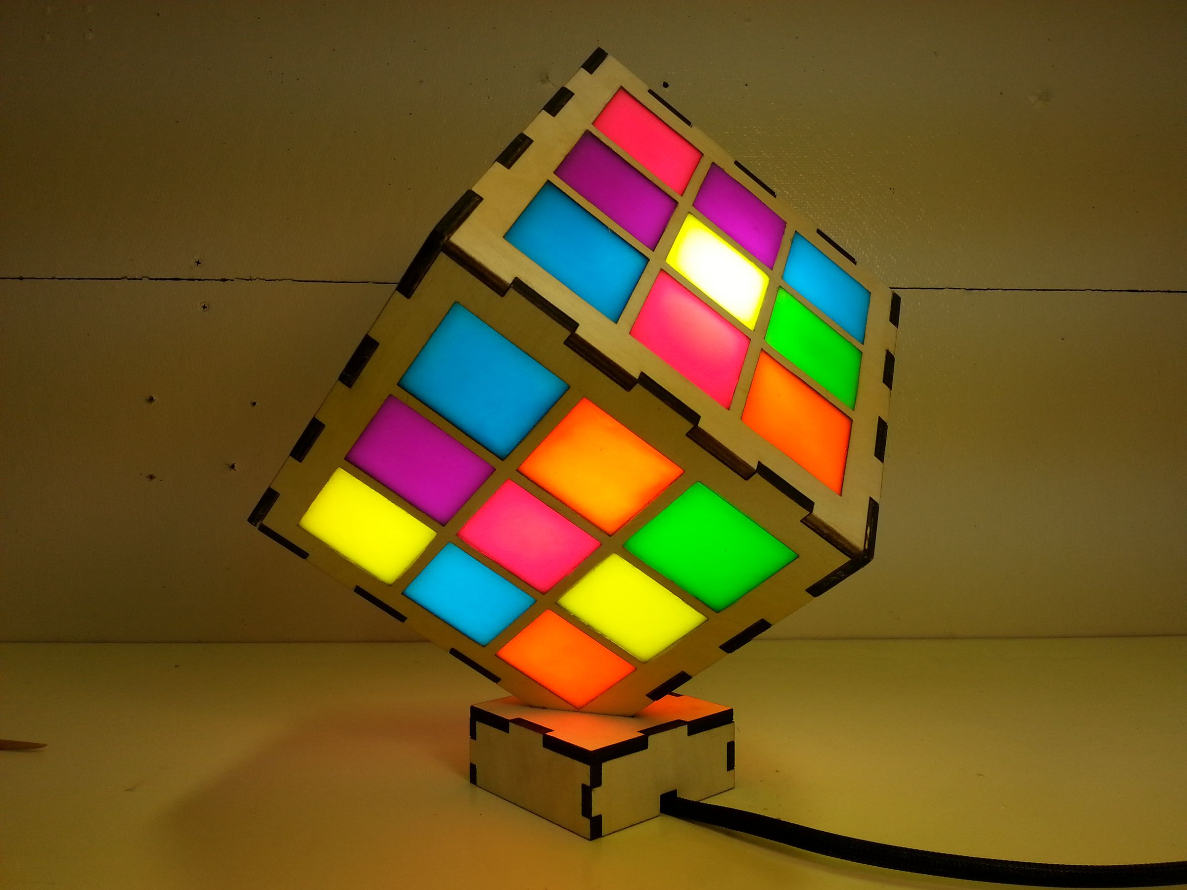 Neon Cube Light : 5 Steps (with Pictures) - Instructables