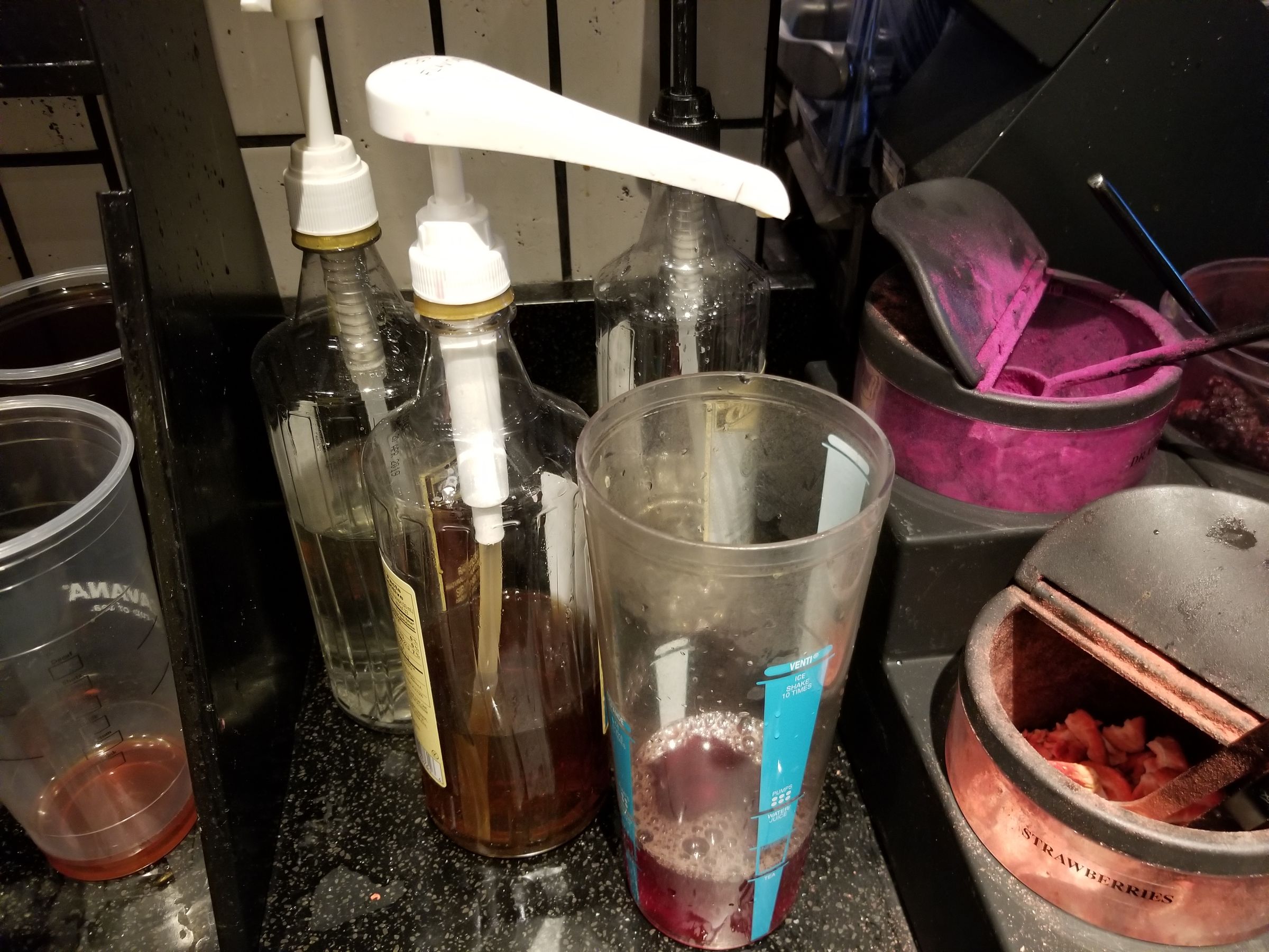 How to Make a Starbucks Refresher Lemonade : 10 Steps - Instructables