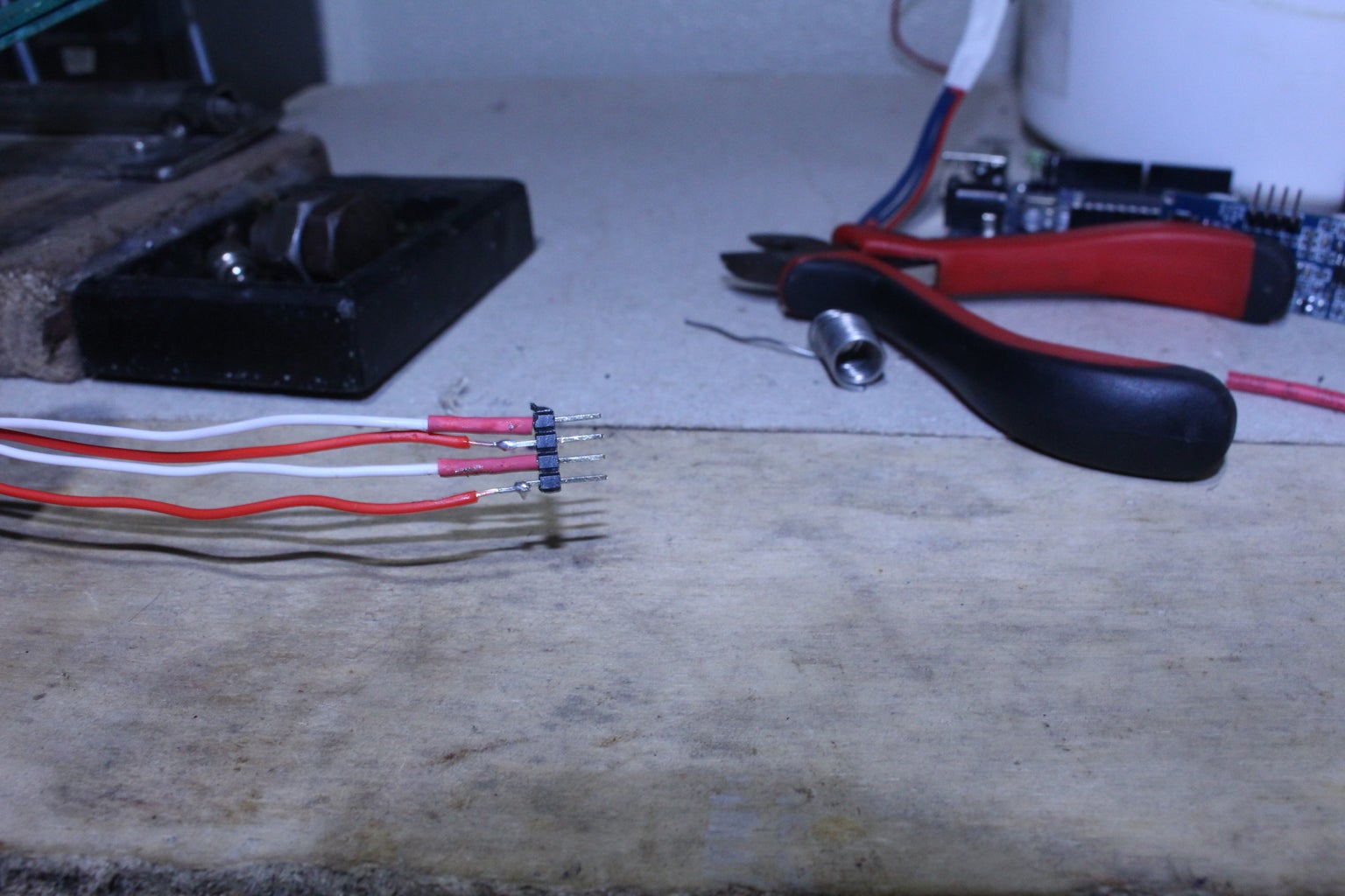 Diy Very Cheap Arduino 4 Pin Connector 5 Steps Instructables