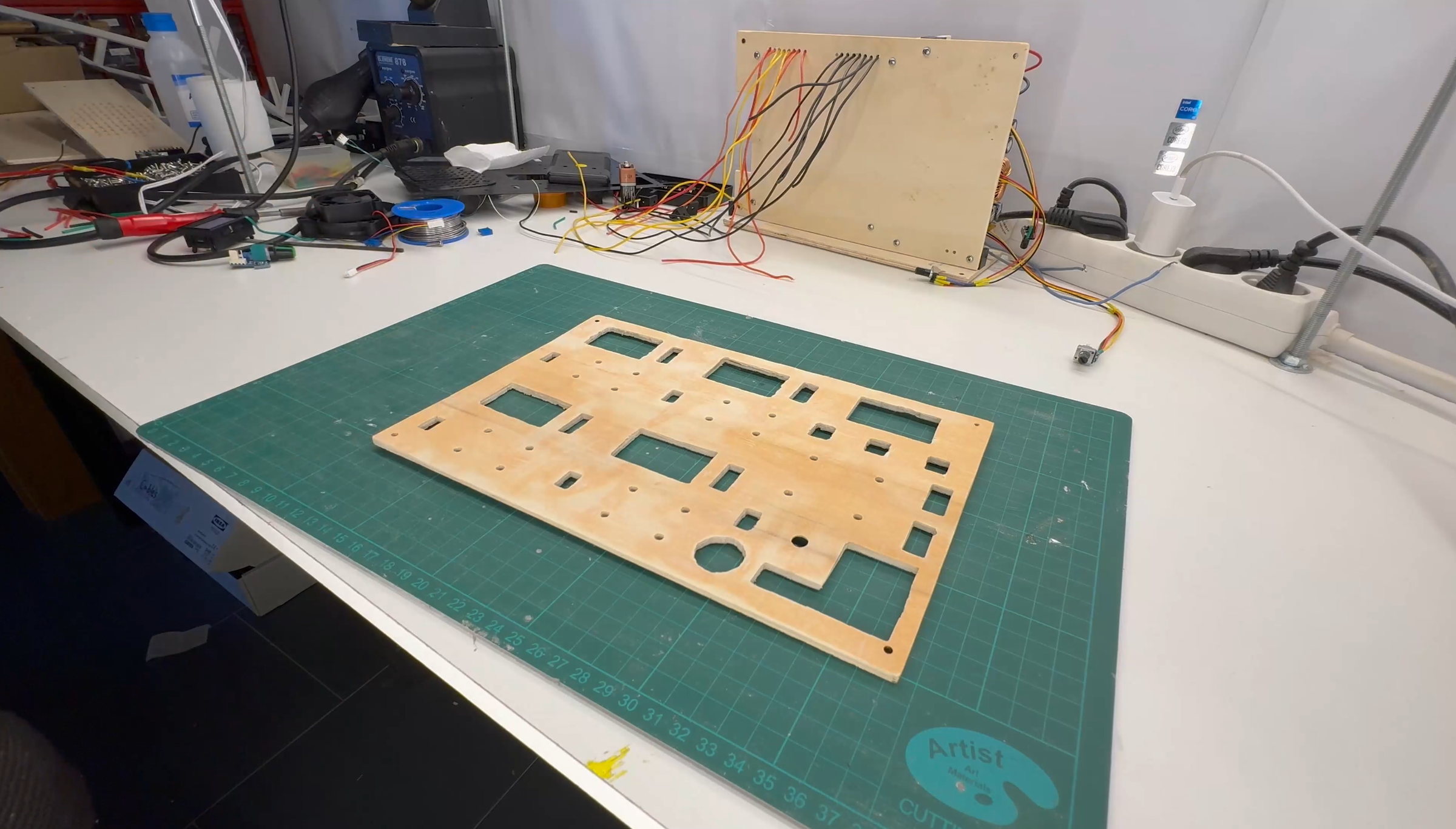 Ultimate DIY Laboratory PSU From a Gaming PC PSU : 14 Steps (with ...