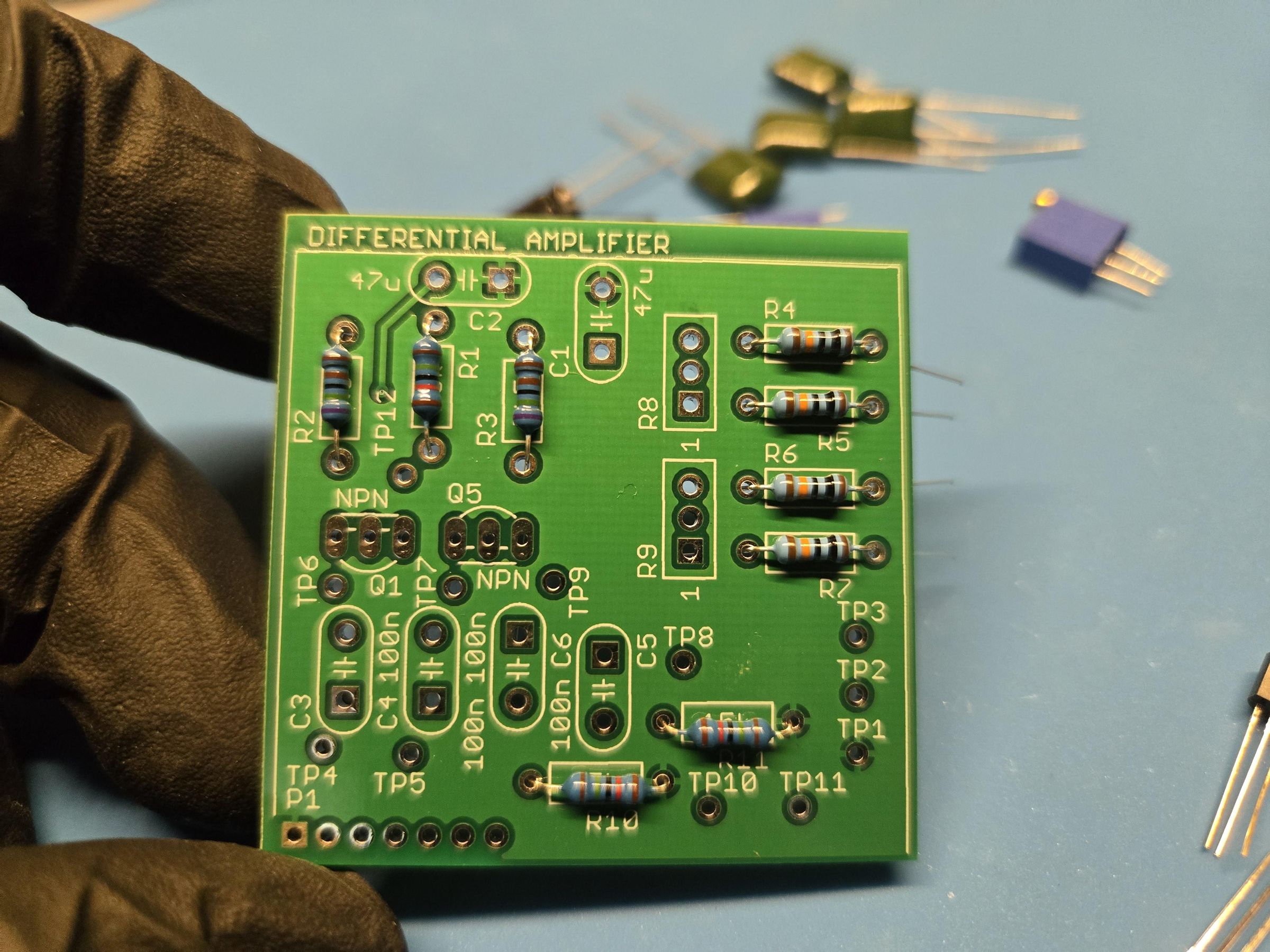 Differential Amplifier, MiniPCB, 04B-360, Rev A1-02 : 3 Steps ...