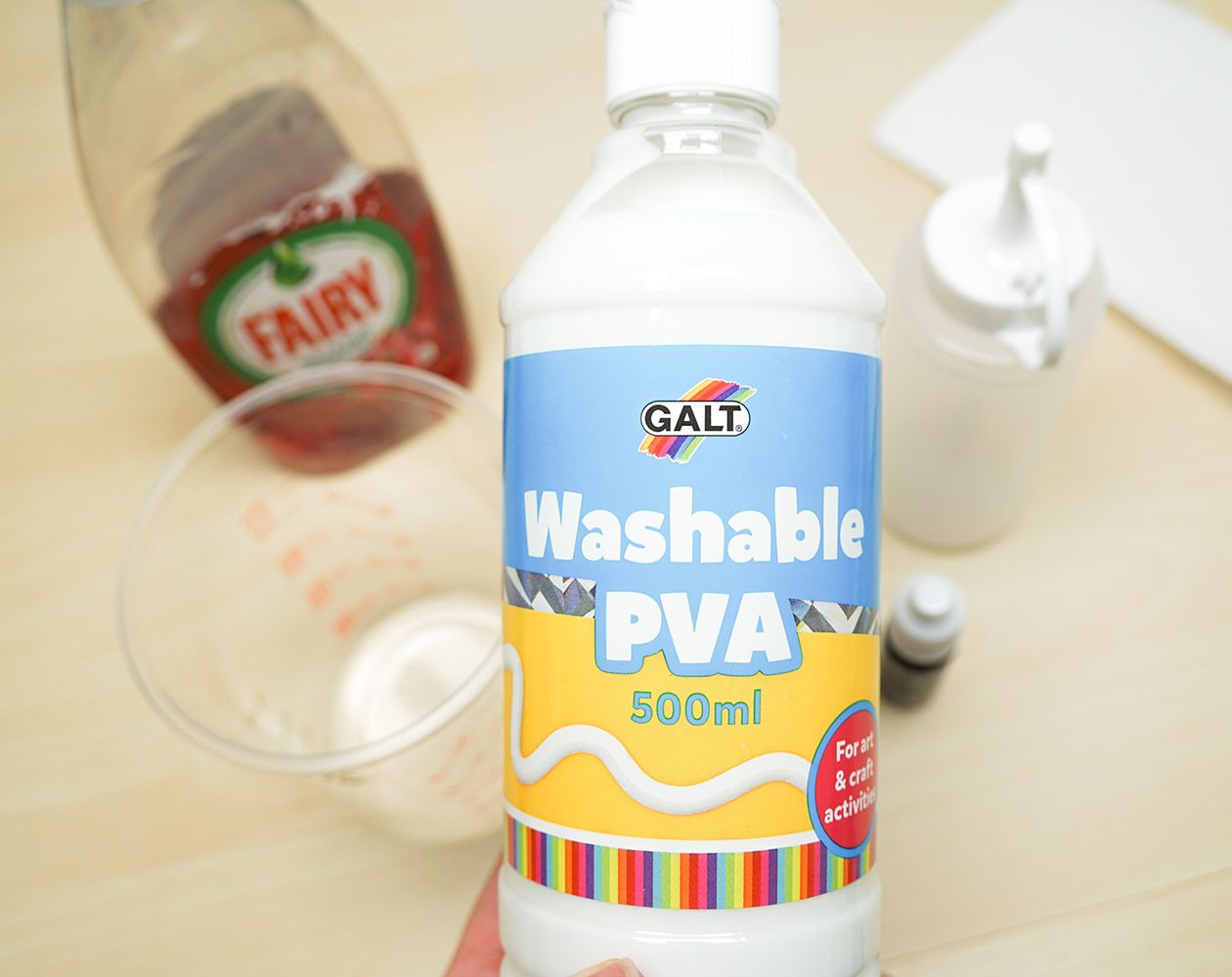 DIY Window Clings | How to Make Your Own Glass Decorations With PVA ...