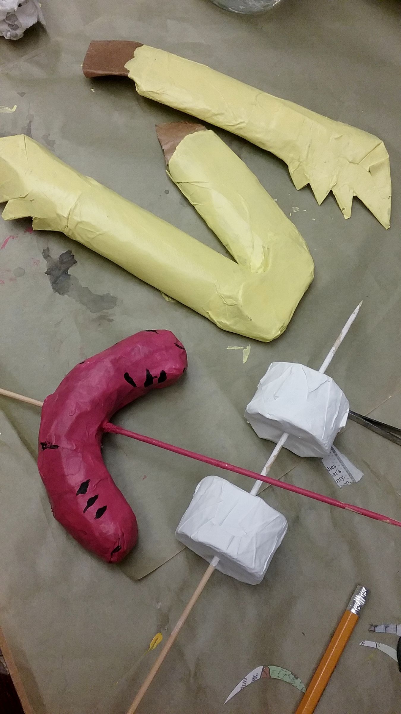 Sneetch From Dr. Seuss Story Made From Trash : 6 Steps - Instructables