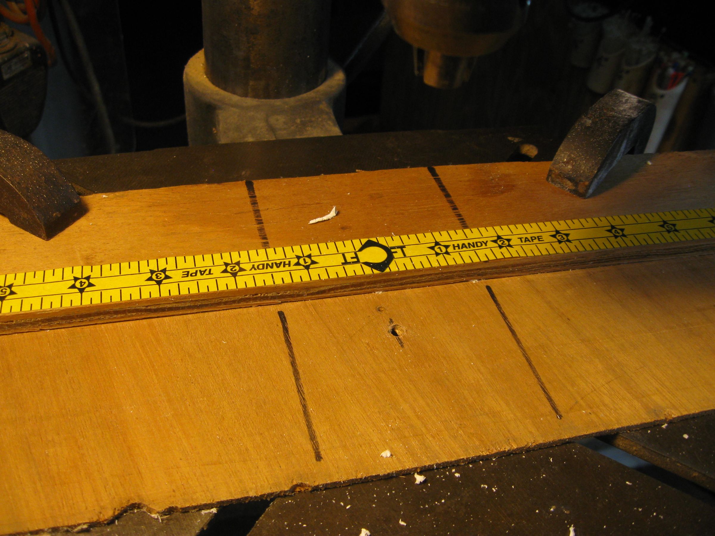 Edge Guide - Drill Press Fixture : 3 Steps - Instructables