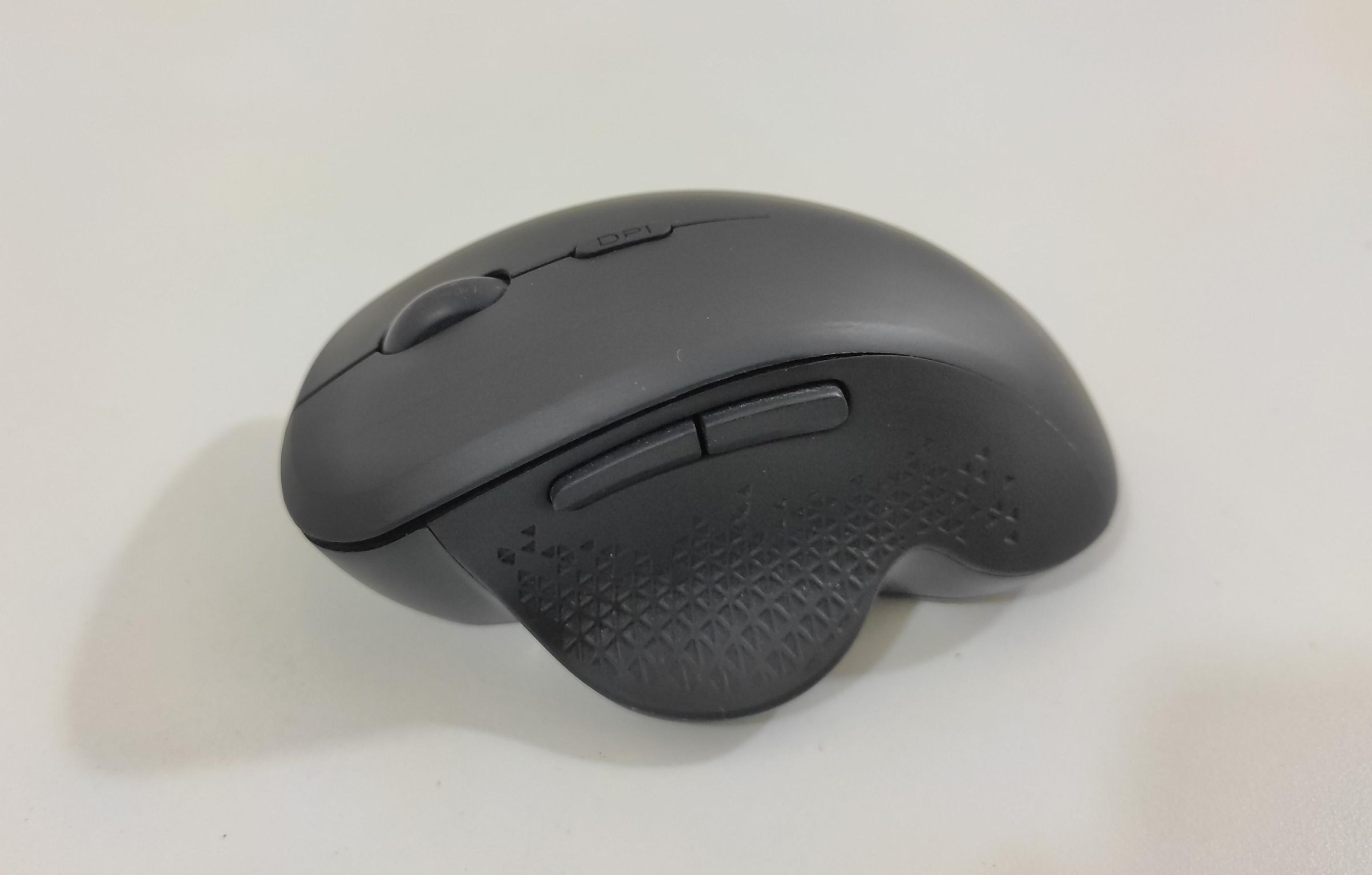 ESP-32 Based BLE Mouse With Magnetic Mouse Pad : 17 Steps (with ...