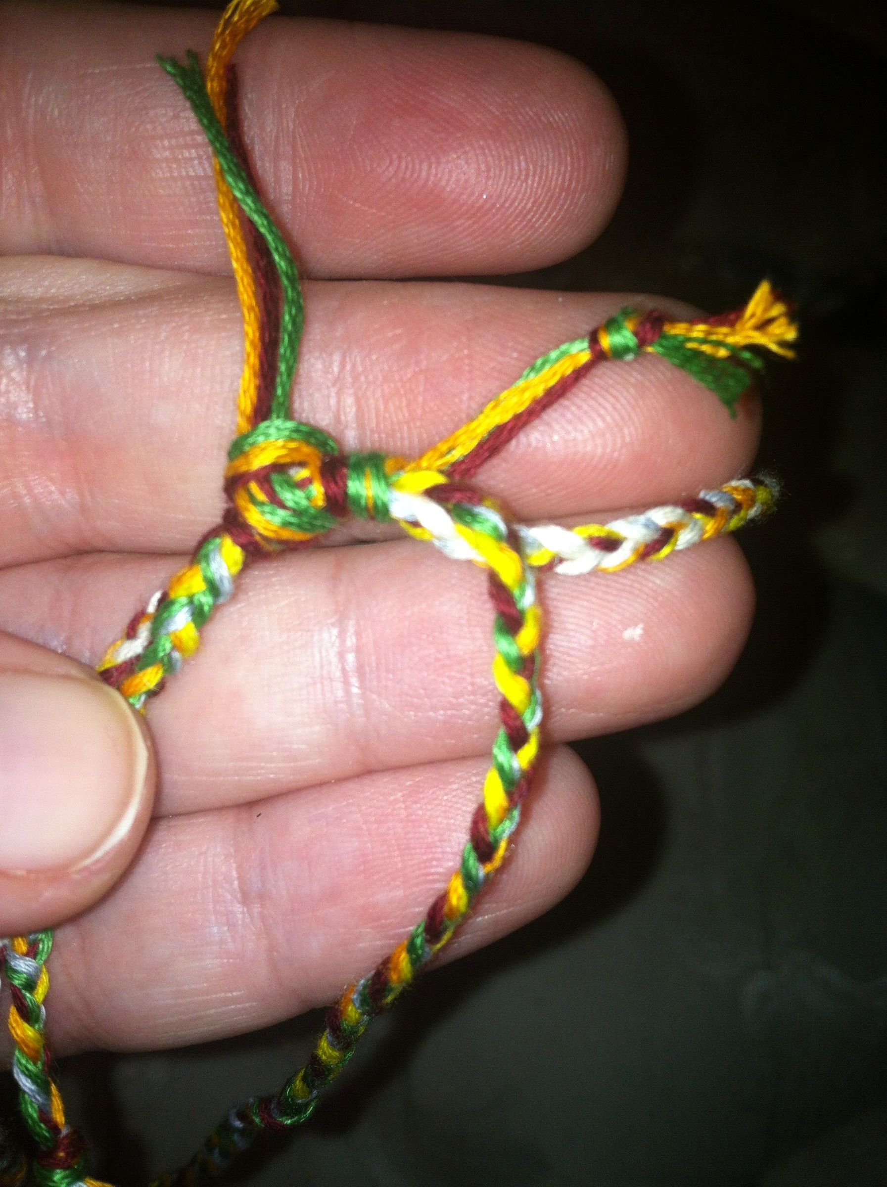 Macrame Interchangeable Stone Necklace : 10 Steps - Instructables