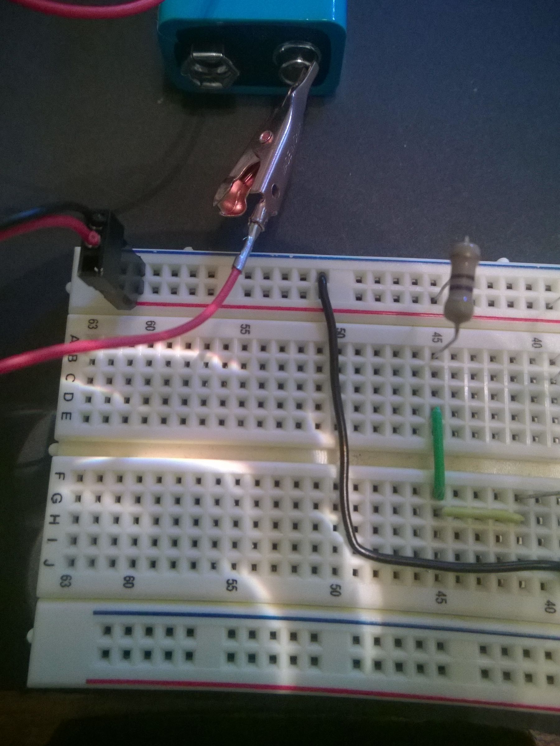Astable Multivibrator (LED Flasher) With Circuit Scribe : 20 Steps - Instructables
