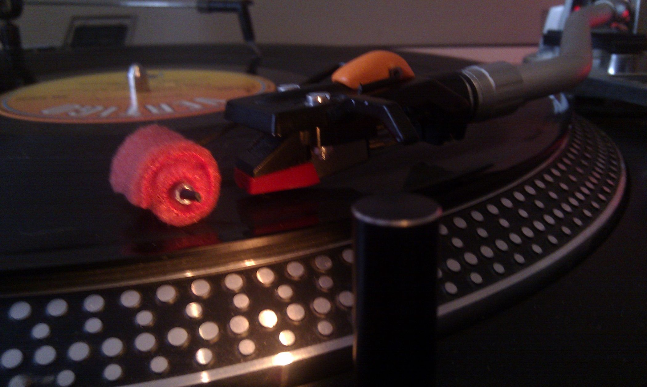 Dust-cleaning Attachment for Vinyl Turntables : 4 Steps (with Pictures ...