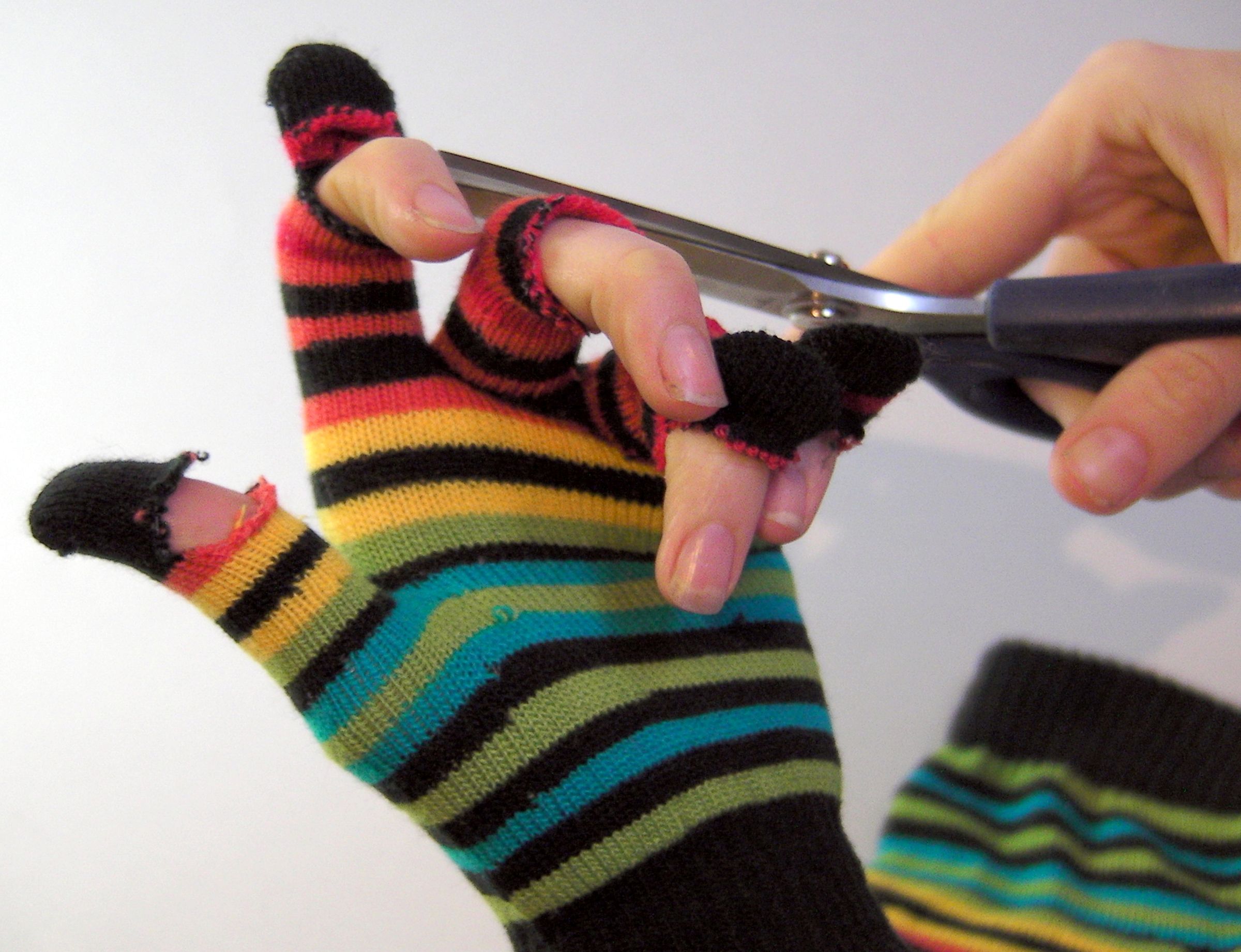 Easy Fingerless Gloves : 7 Steps - Instructables