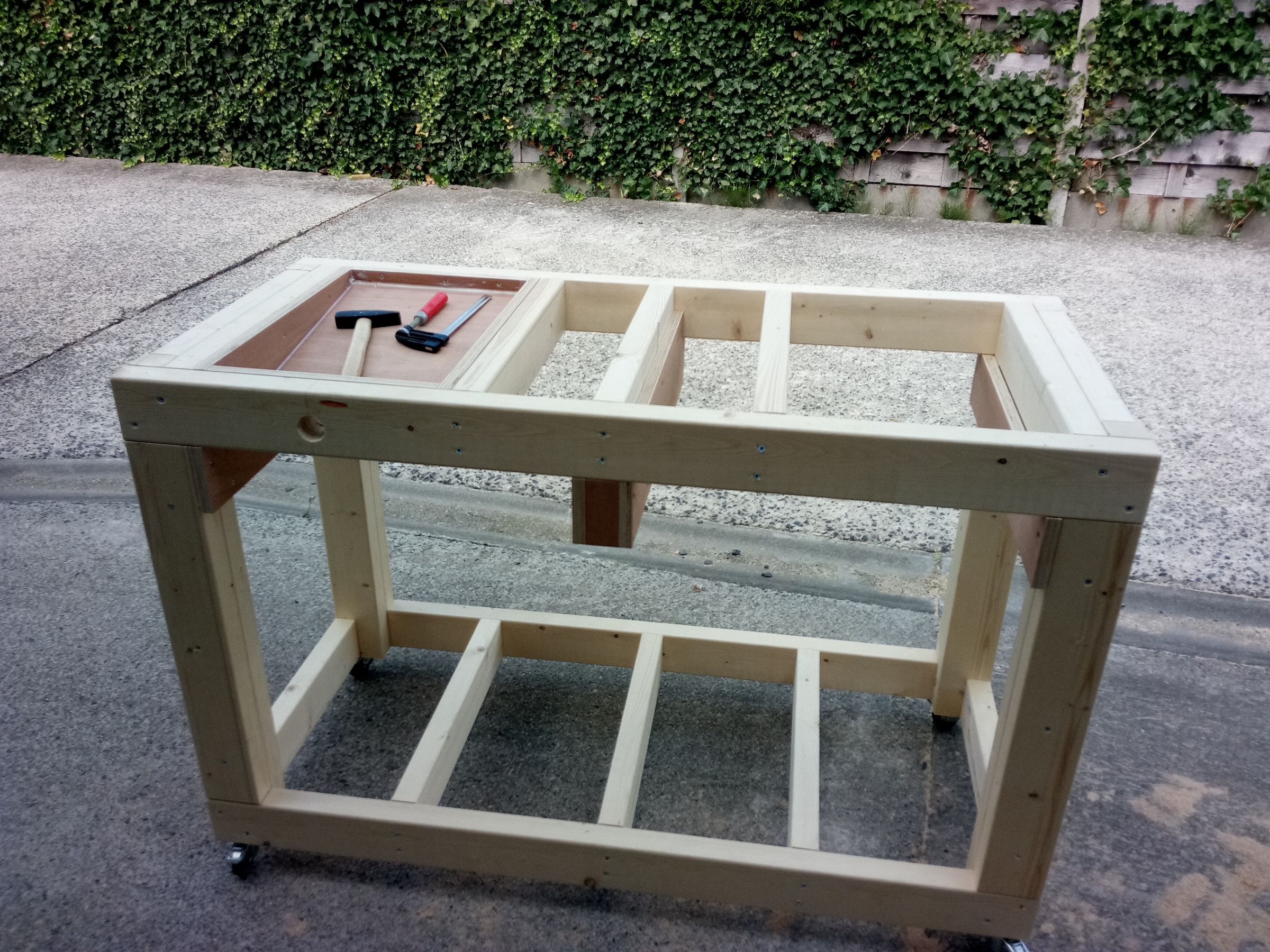 Rolling Workbench + Downdraft Table : 13 Steps (with Pictures ...