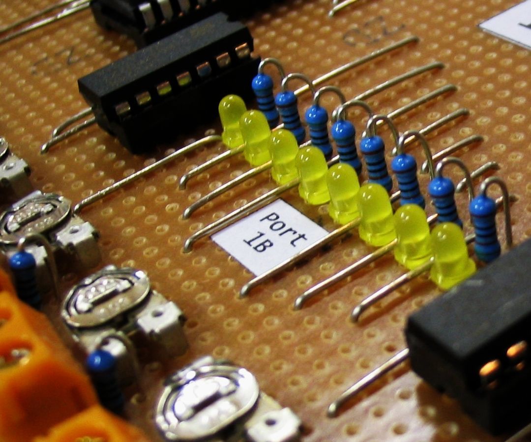 Electronic-circuits Simulators : 5 Steps - Instructables