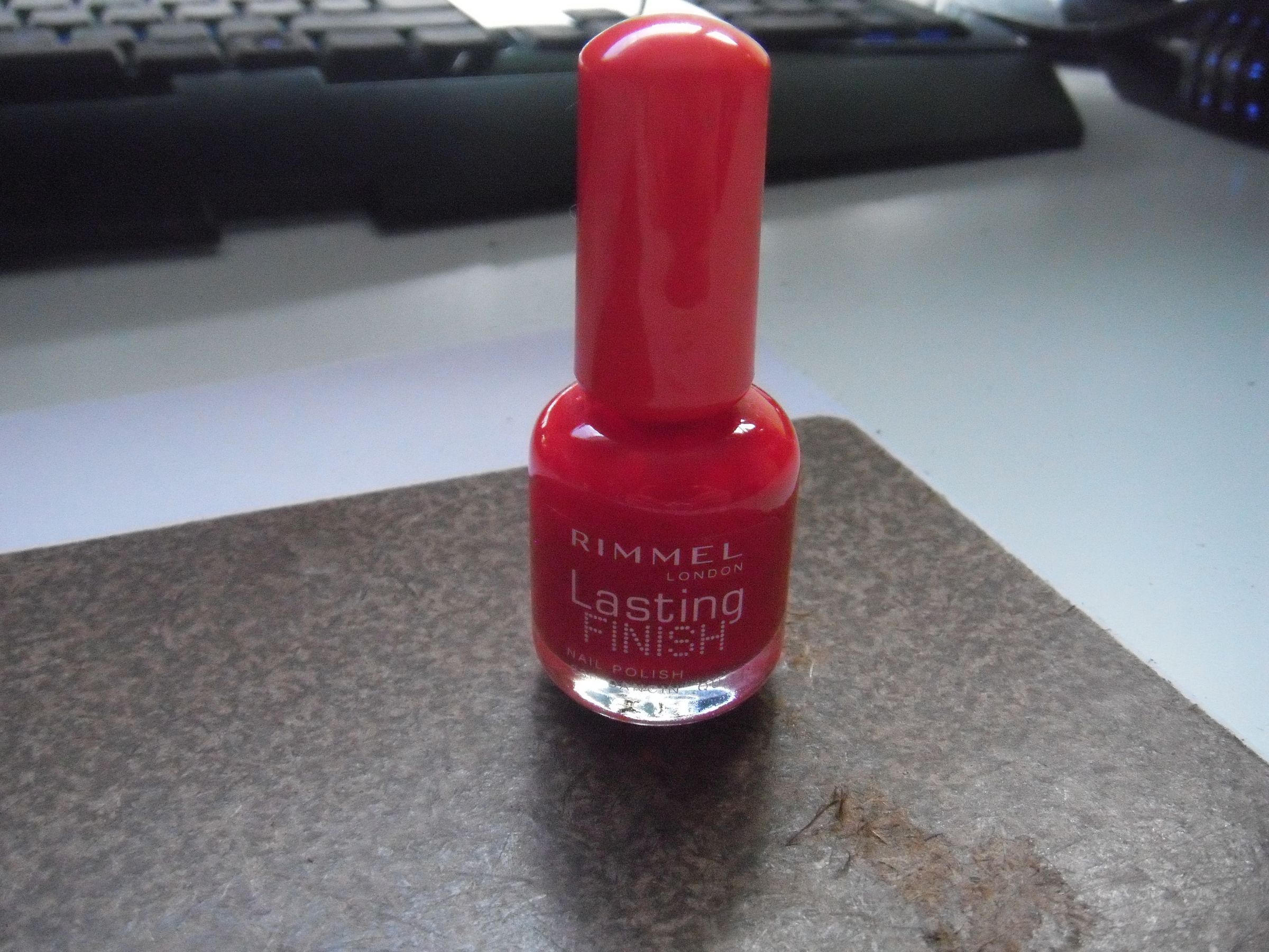 Nail Varnish Spill (Prank) : 5 Steps (with Pictures) - Instructables