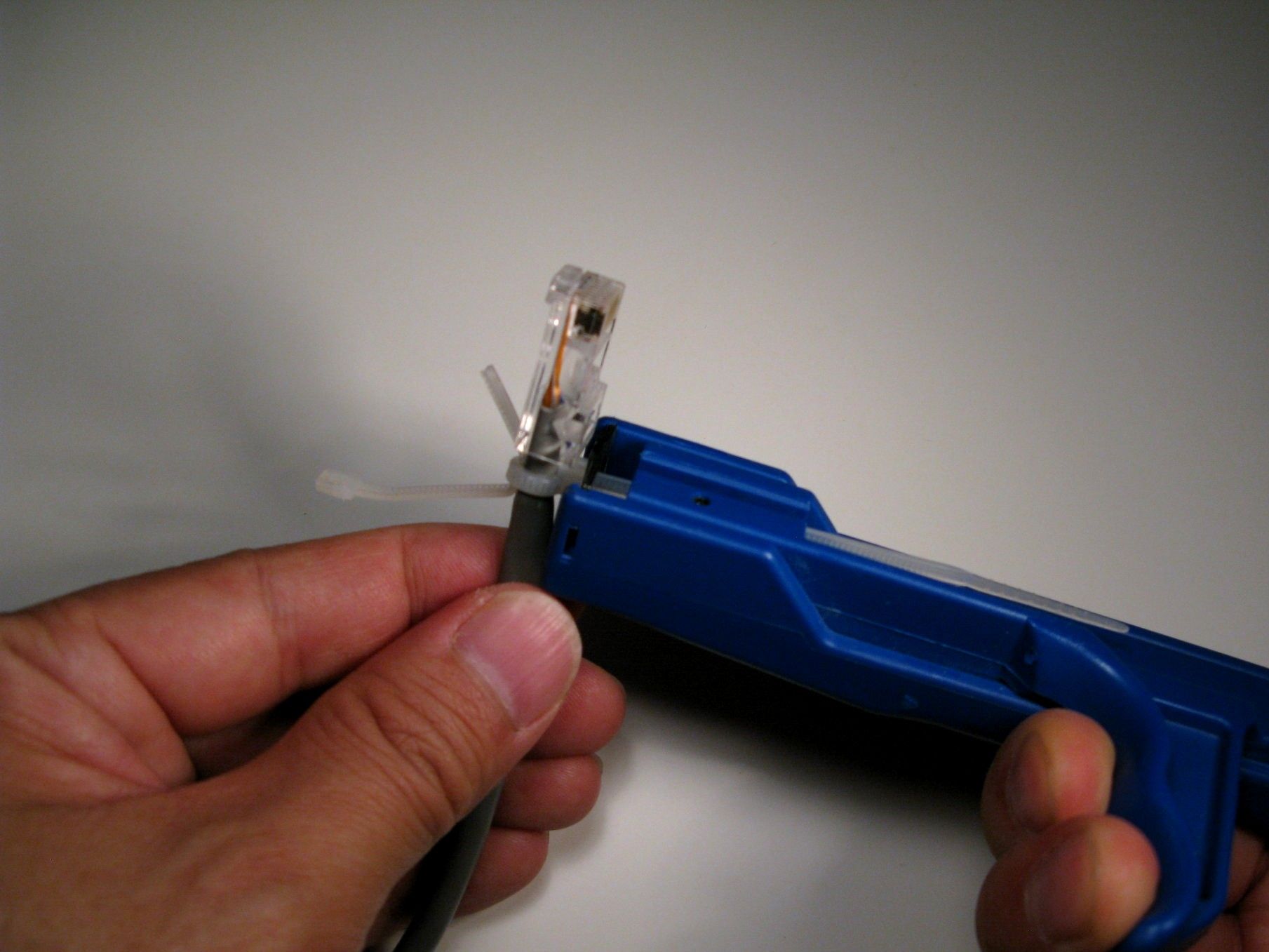 Repair a Broken Ethernet Plug : 10 Steps (with Pictures) - Instructables