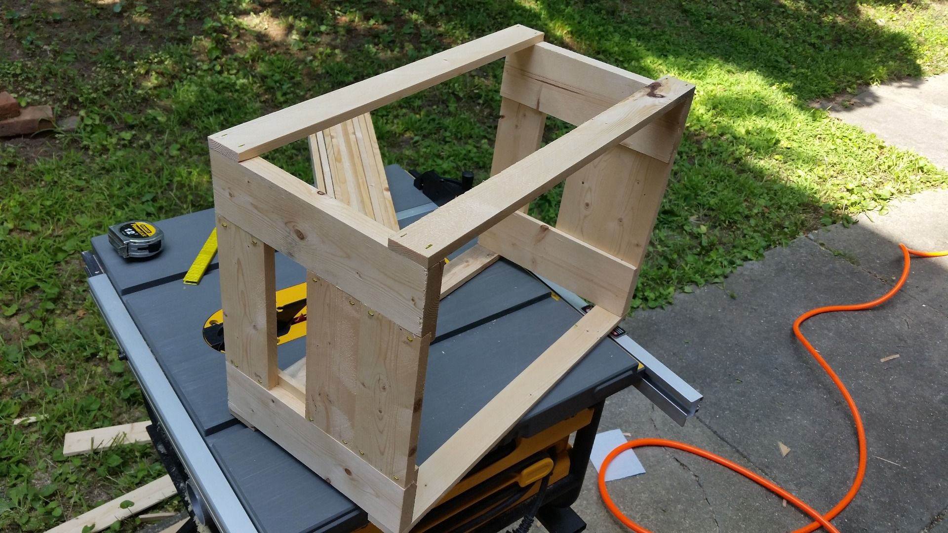 How to Make an $11 Crate With a $3 2x4 : 12 Steps (with Pictures ...