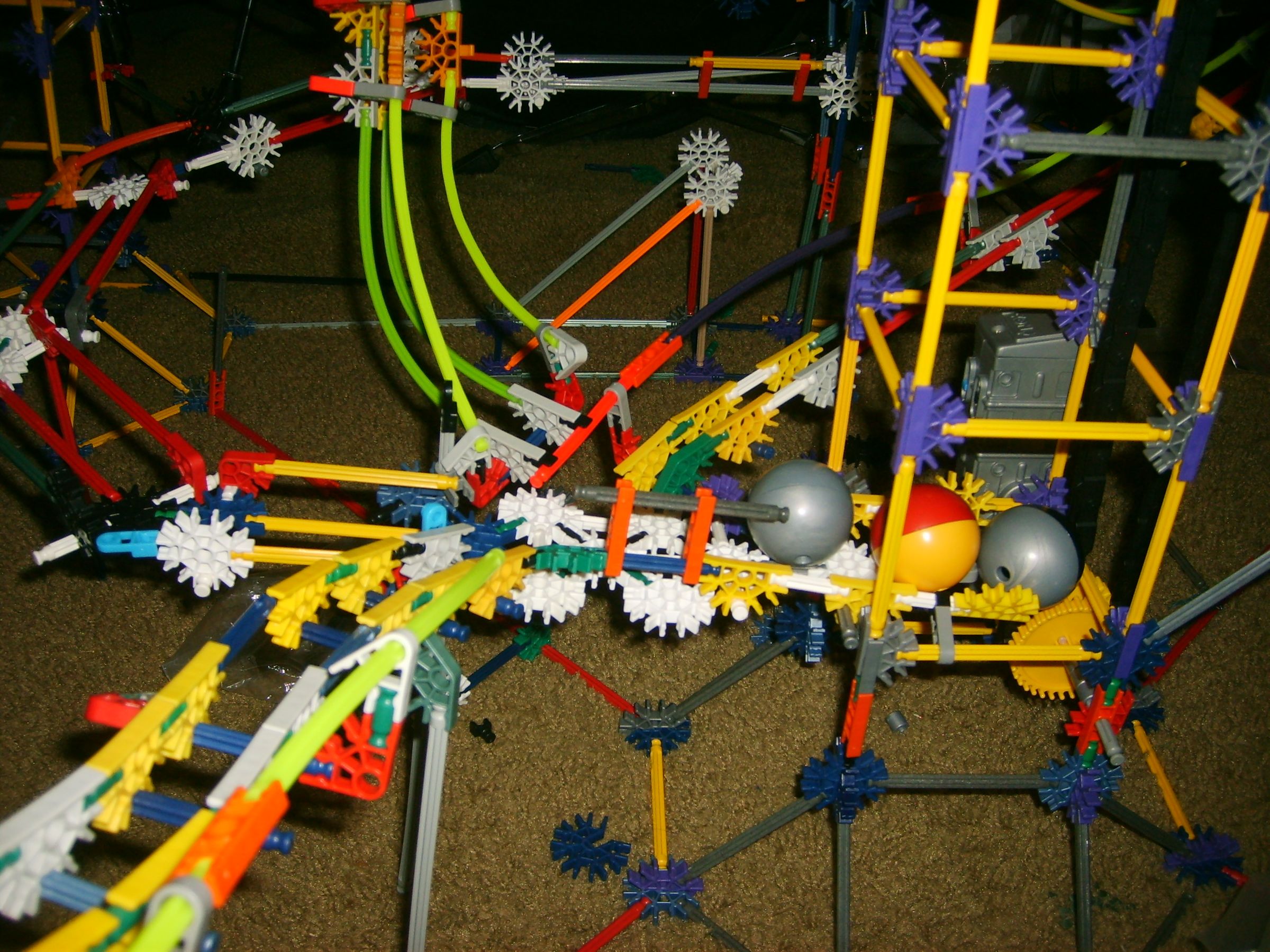 HELTER SKELTER KNEX BALL MACHINE - Instructables