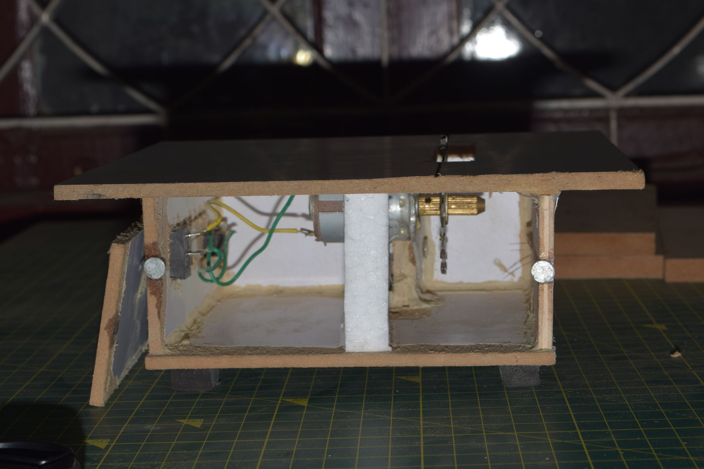 DIY PCB Cutter AKA Mini Table Saw : 8 Steps (with Pictures) - Instructables