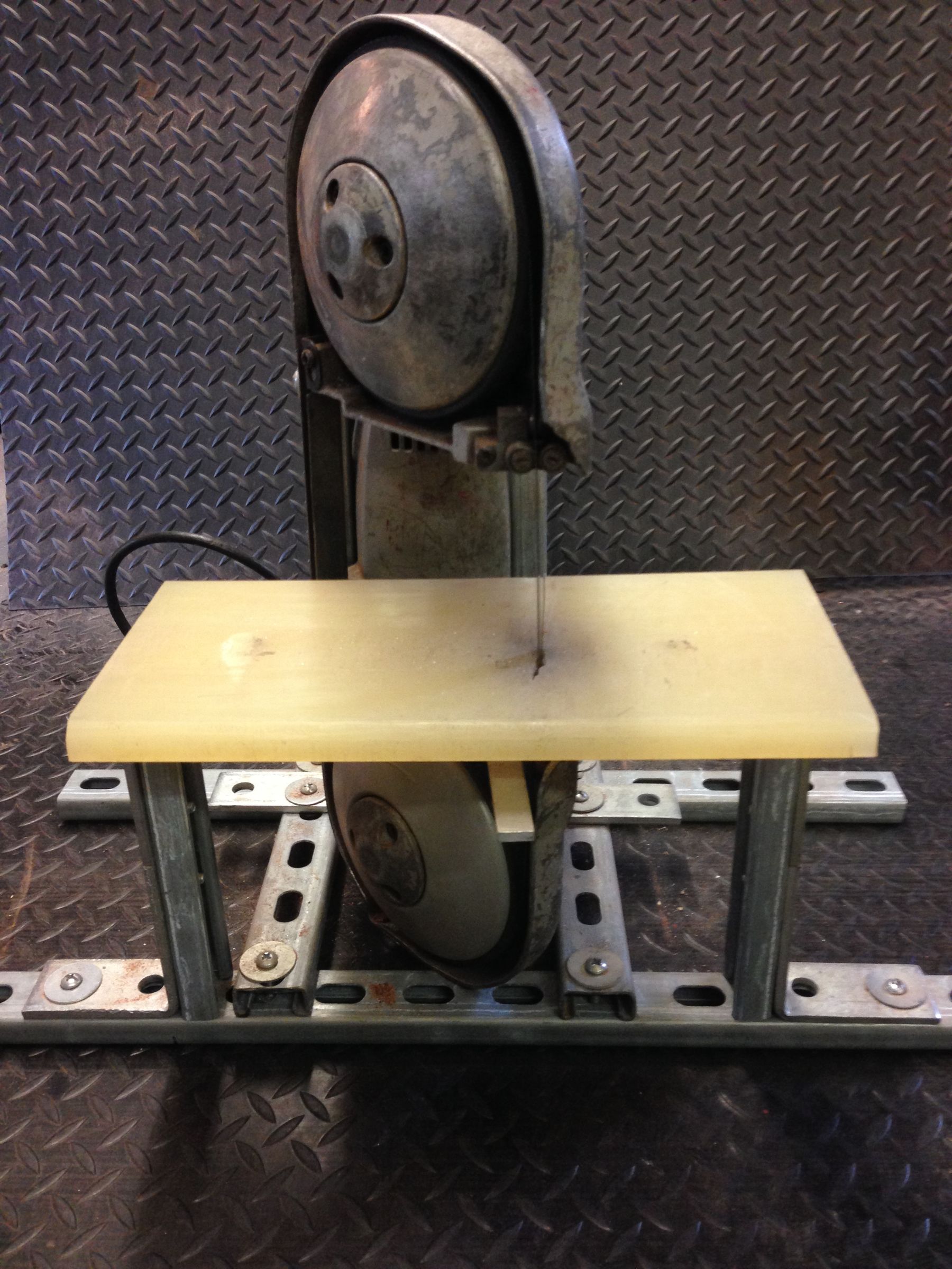 Portable Metal Bandsaw Stand : 6 Steps - Instructables
