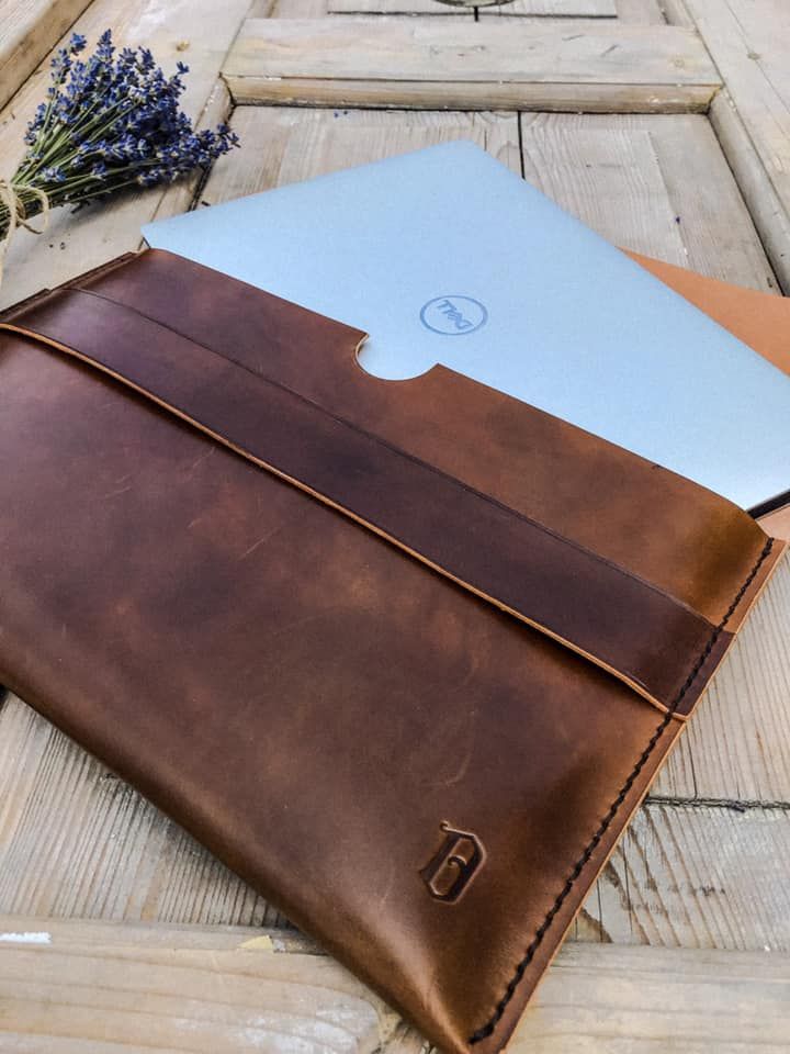 Custom Leather Laptop Sleeve : 18 Steps (with Pictures) - Instructables