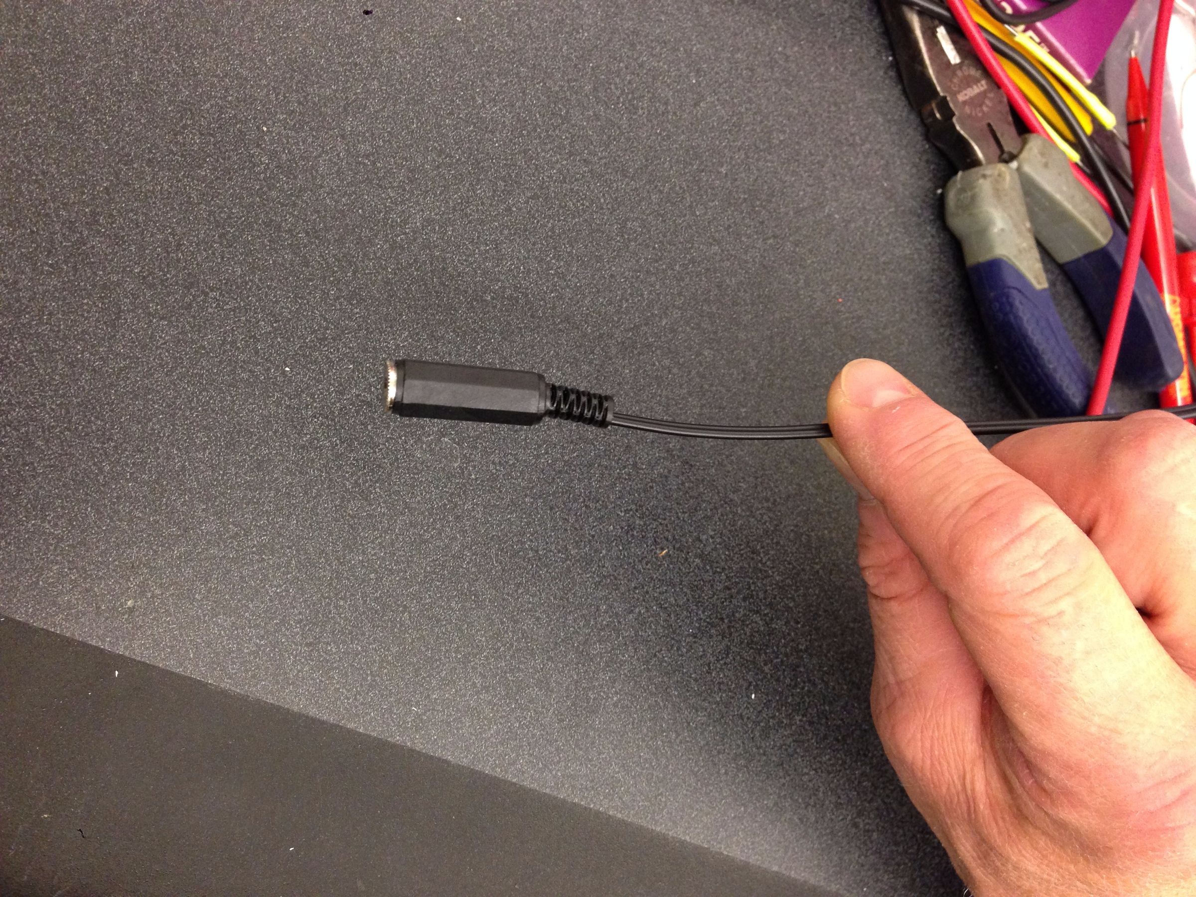 Preparing a Mono Jack With Lead Wire : 3 Steps (with Pictures ...