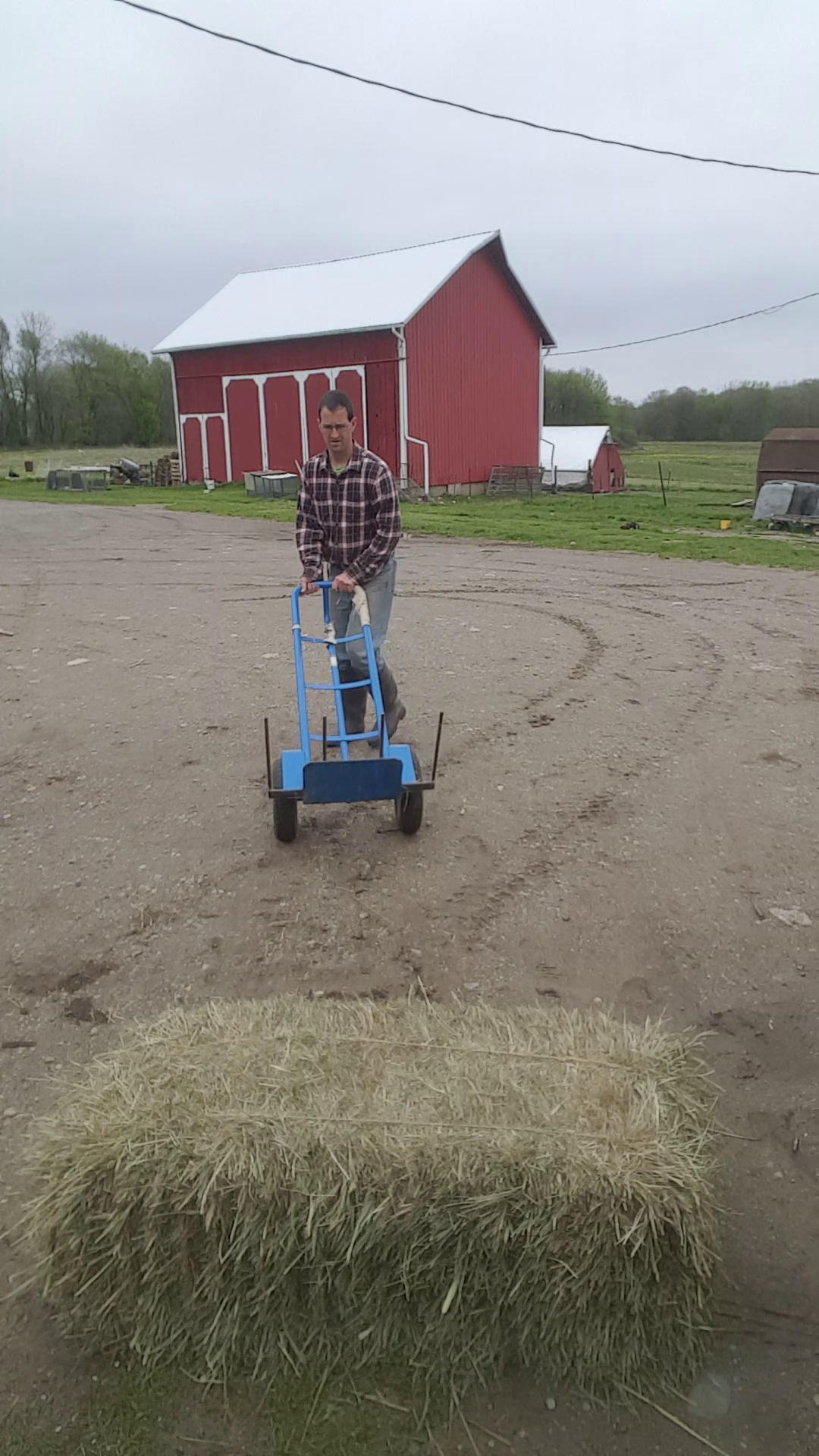 Hay Bale Dolly Assistive Technology - Instructables