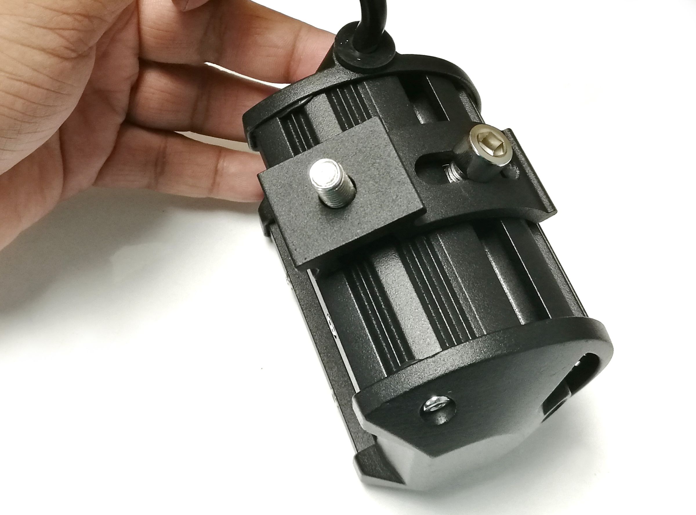 Easy Install Jeep Wrangler Rear LED Pod Light : 4 Steps - Instructables