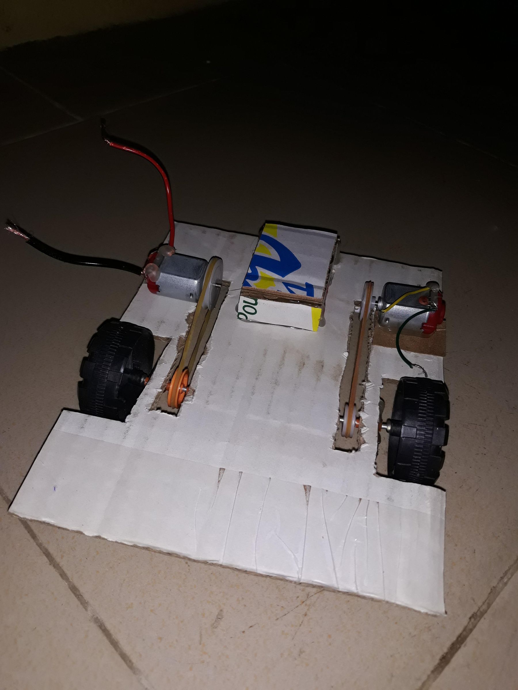 9 Volt Remote Control Pusher Battlebot : 4 Steps - Instructables