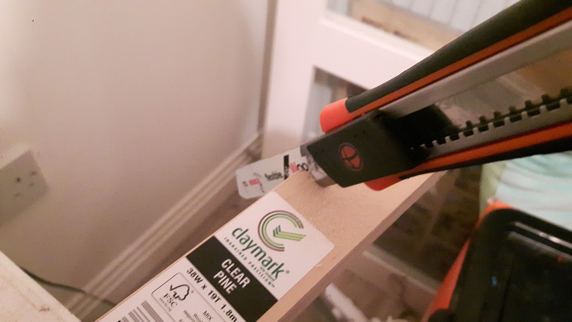 Multi Blade Box Cutter Mod : 4 Steps (with Pictures) - Instructables