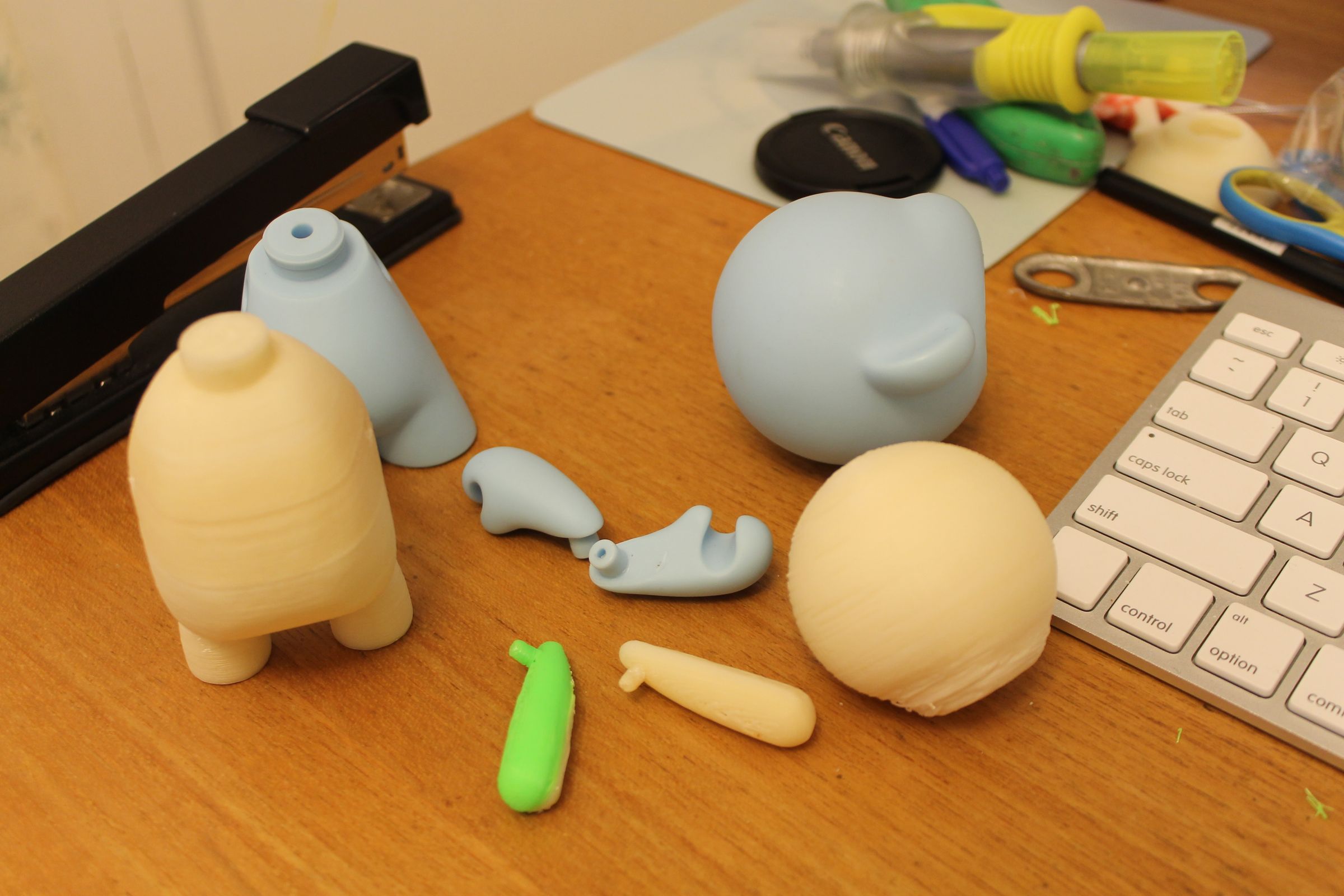 Poseable Doll/Designer Toy in Blender : 14 Steps (with Pictures ...