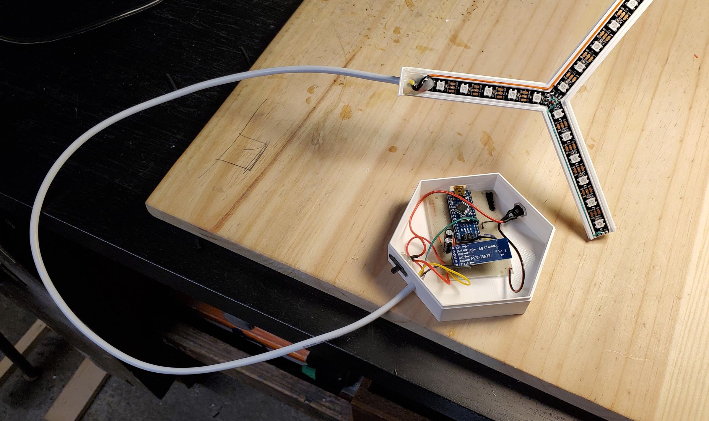 HEXA LEDs - Bluetooth Controlled Glowing Hexagons : 17 Steps (with ...