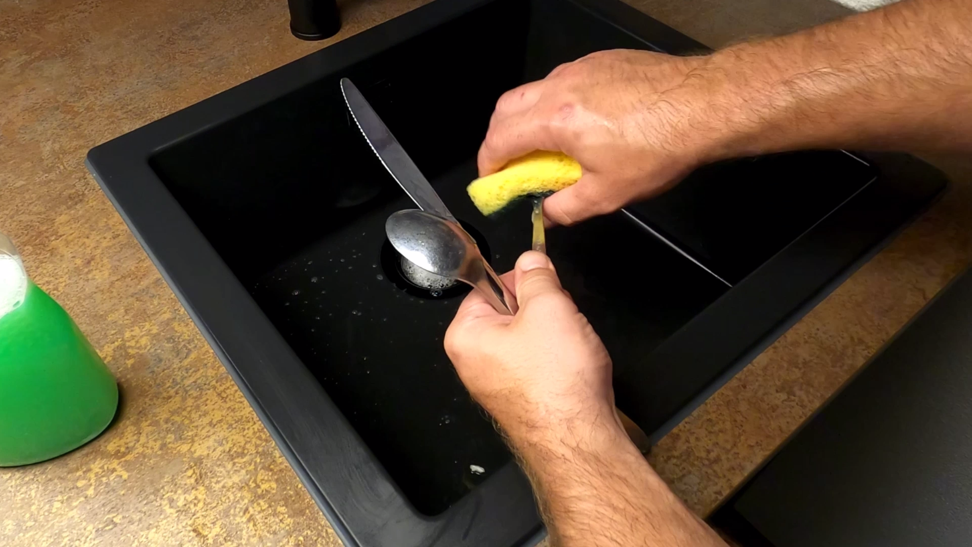 Home Made Super Cleaner : 6 Steps - Instructables