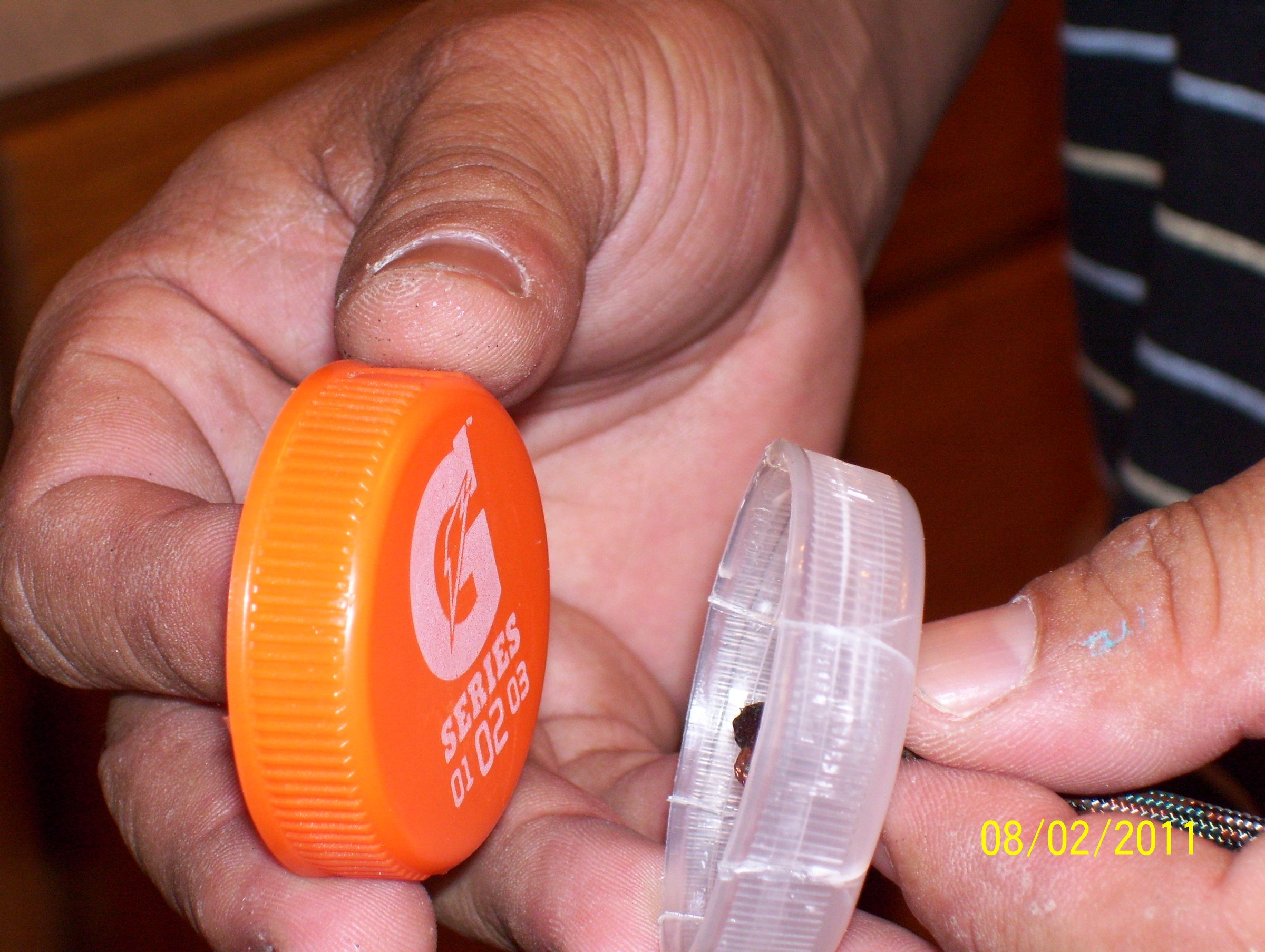 DIY Gatorade Cap Keeper : 9 Steps - Instructables