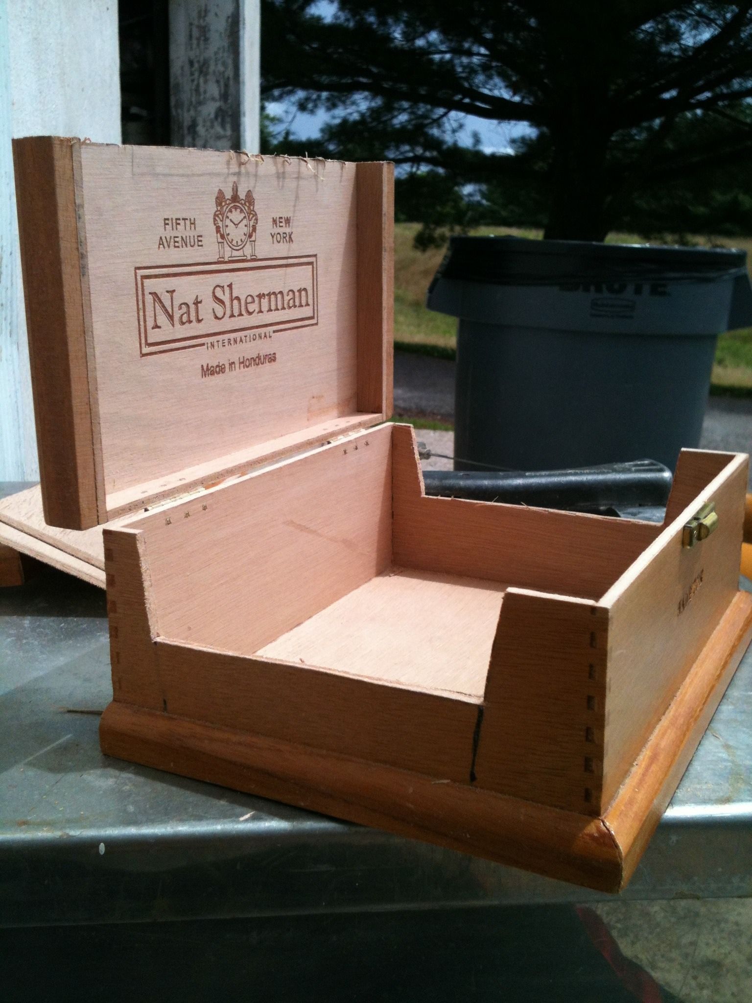 Cigar Box Mandolin Stand : 13 Steps - Instructables