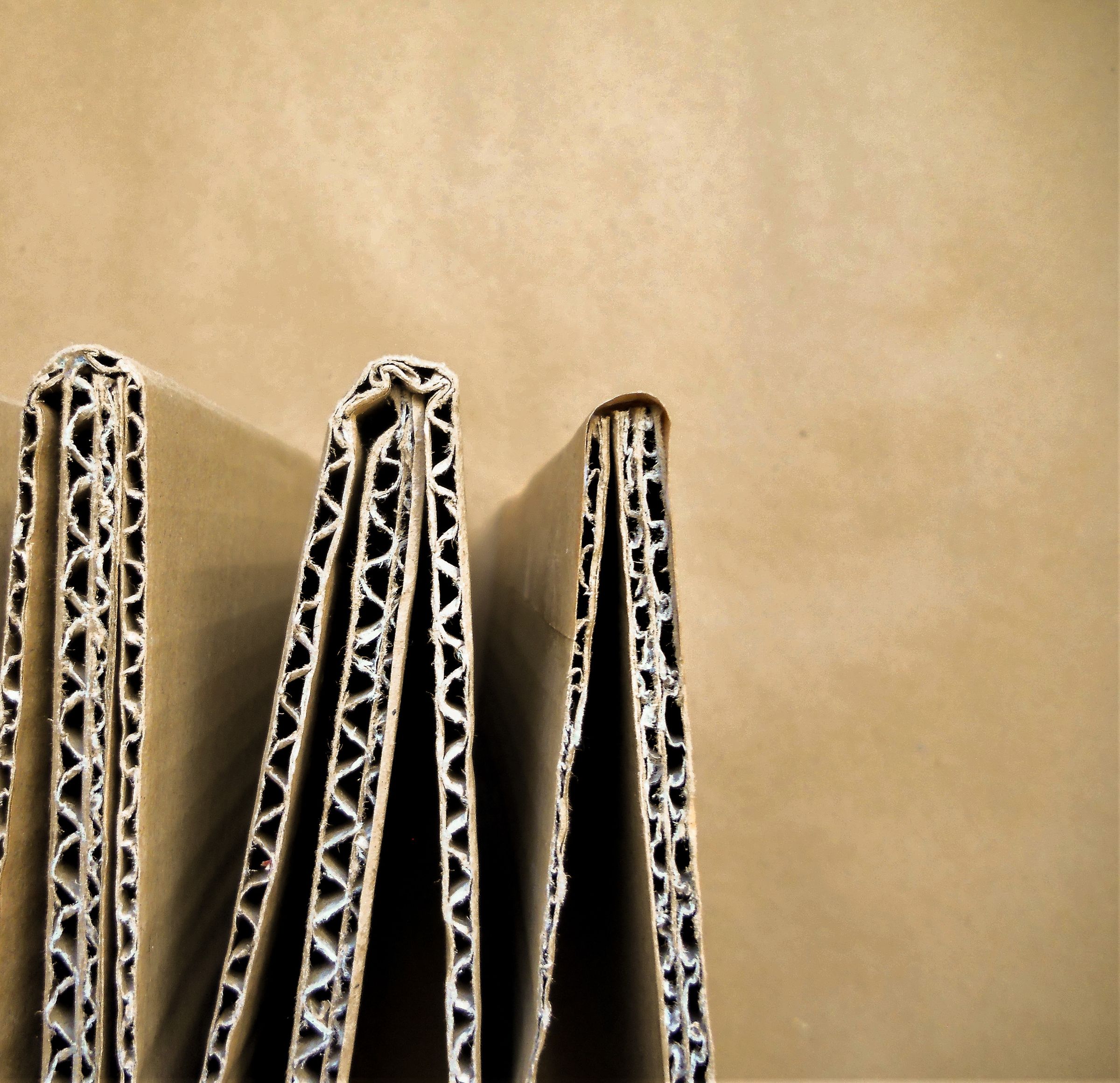 Portable Foldable Cardboard Stool-Table : 10 Steps (with Pictures ...