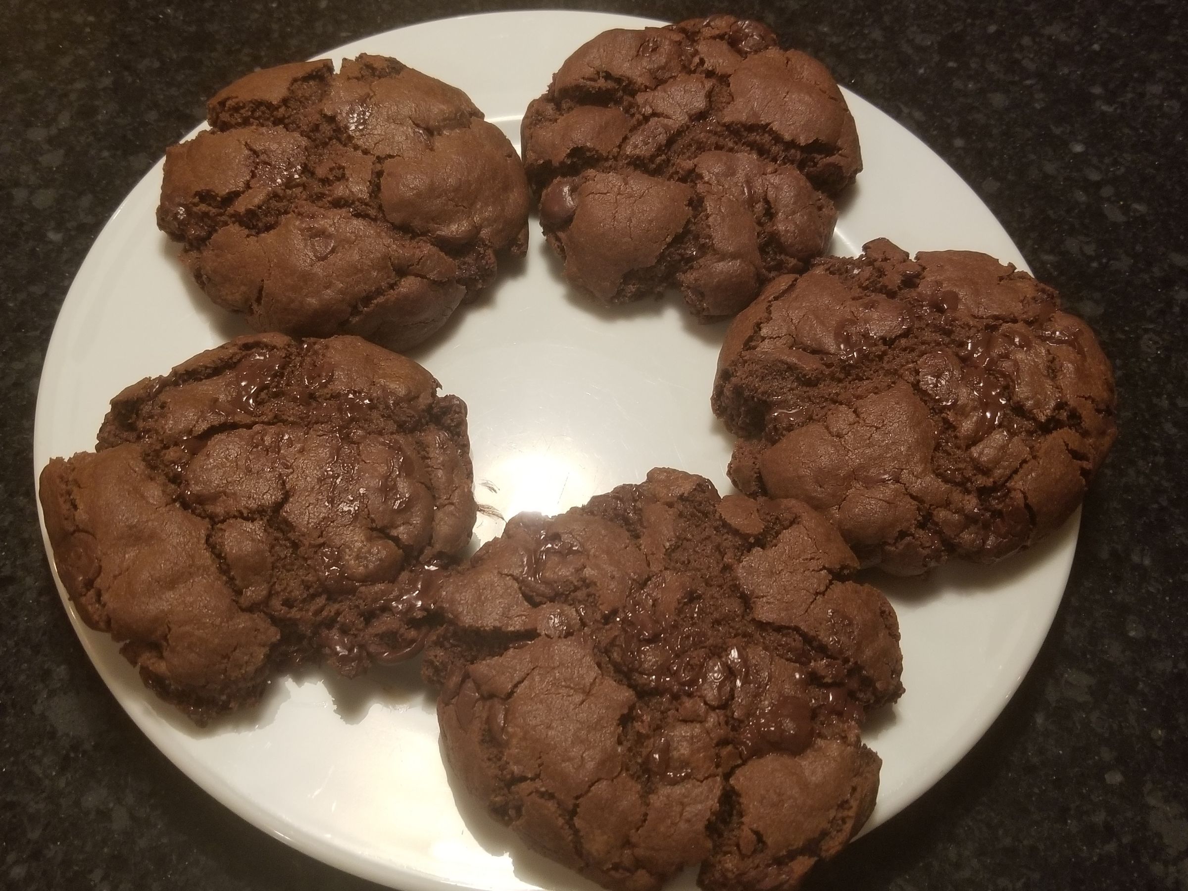 Mega Double Chocolate Chip Cookies : 10 Steps - Instructables