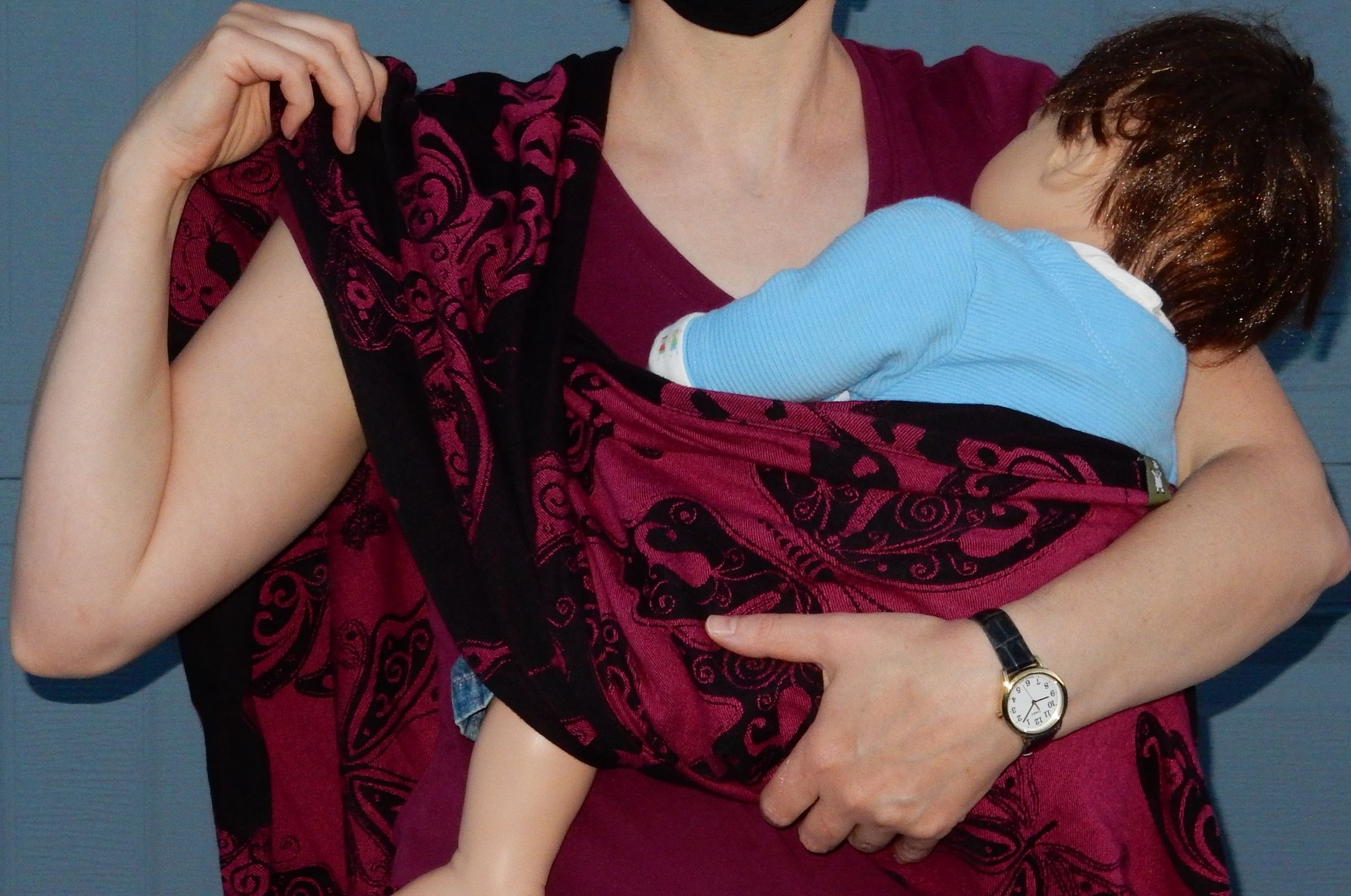 How to Tie a Kangaroo Carry With a Woven Baby Wrap : 24 Steps ...