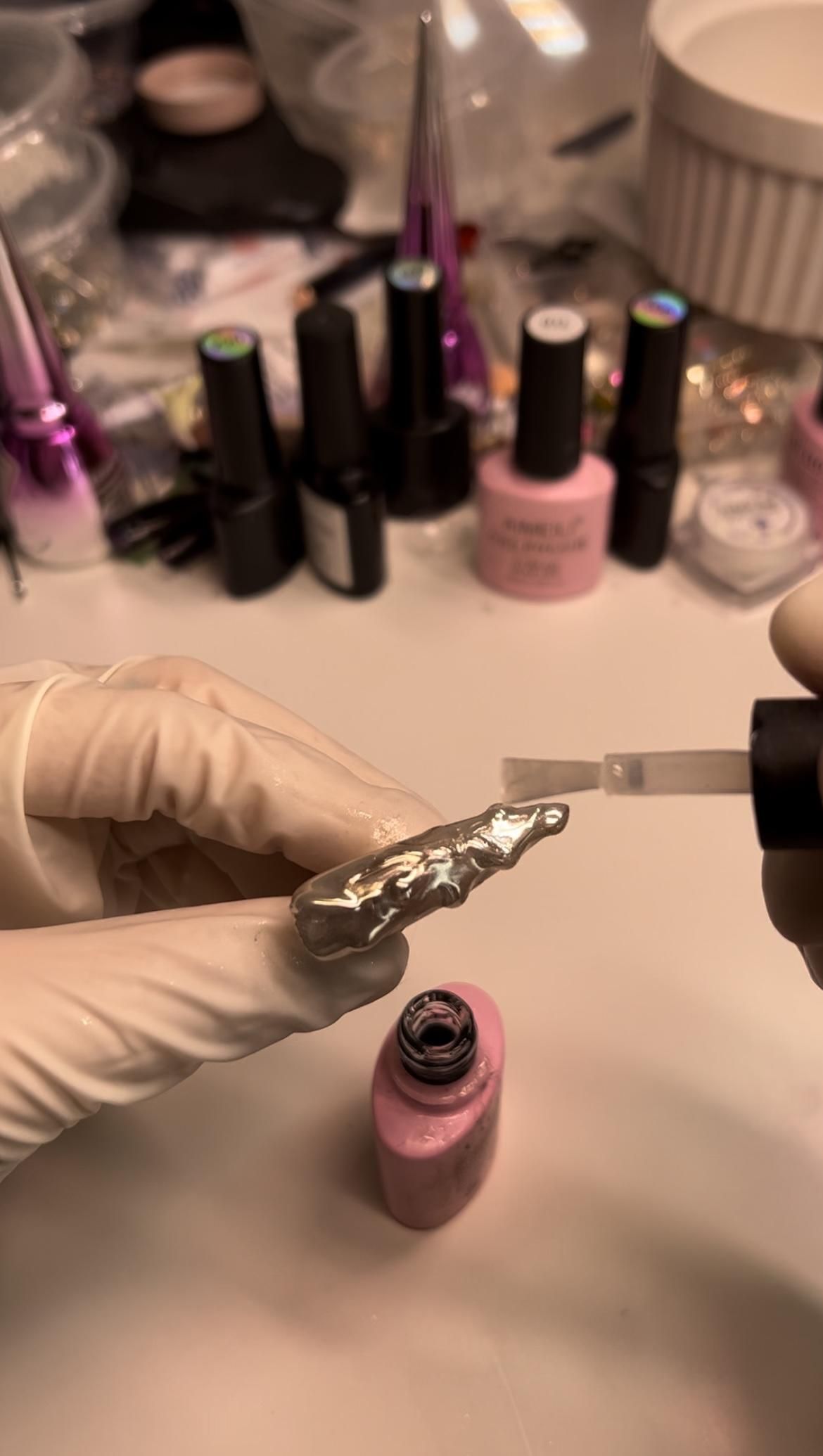Chrome Texture Press on Nail : 10 Steps - Instructables