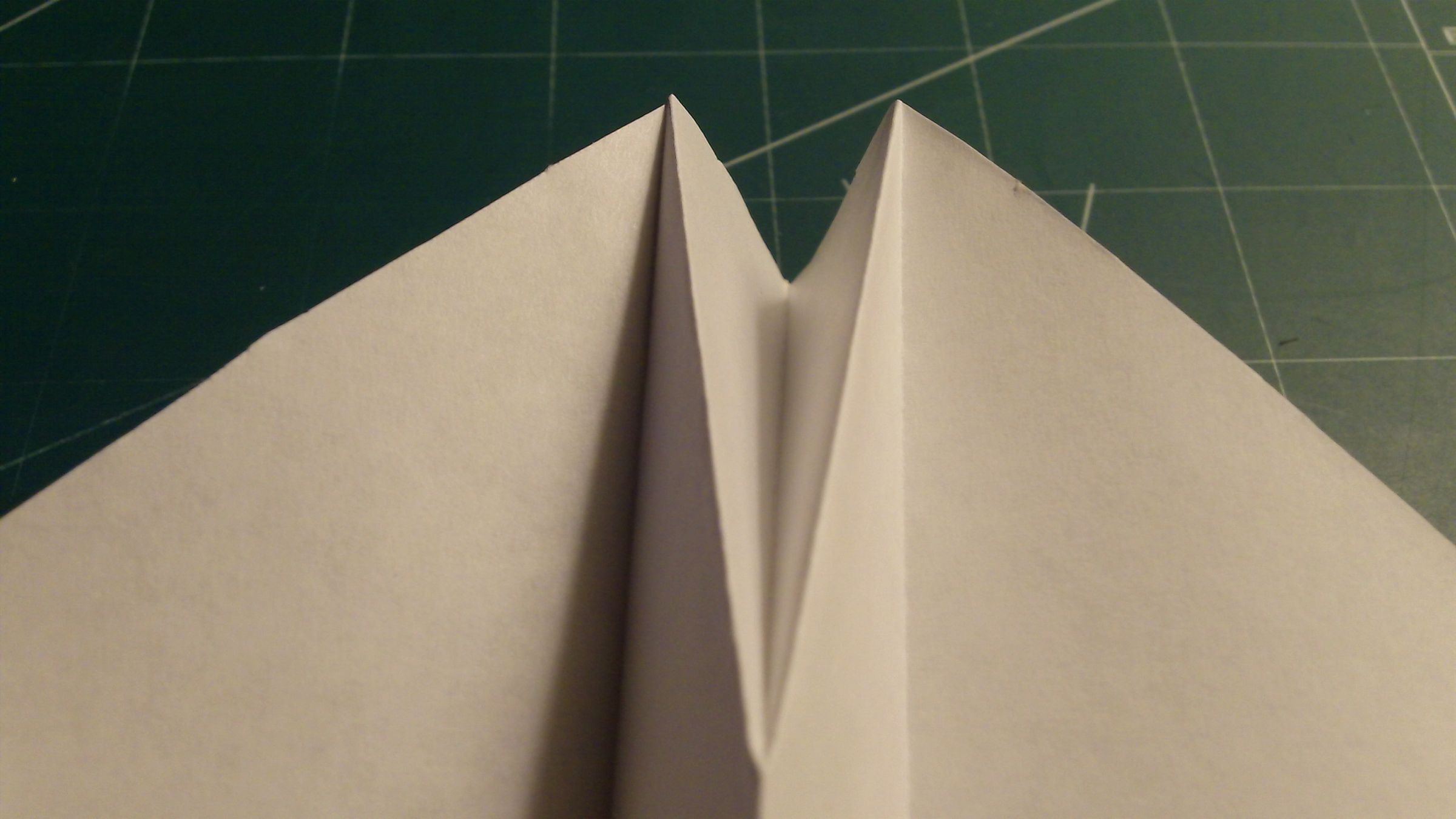How to Make the Starstriker Paper Airplane : 8 Steps - Instructables