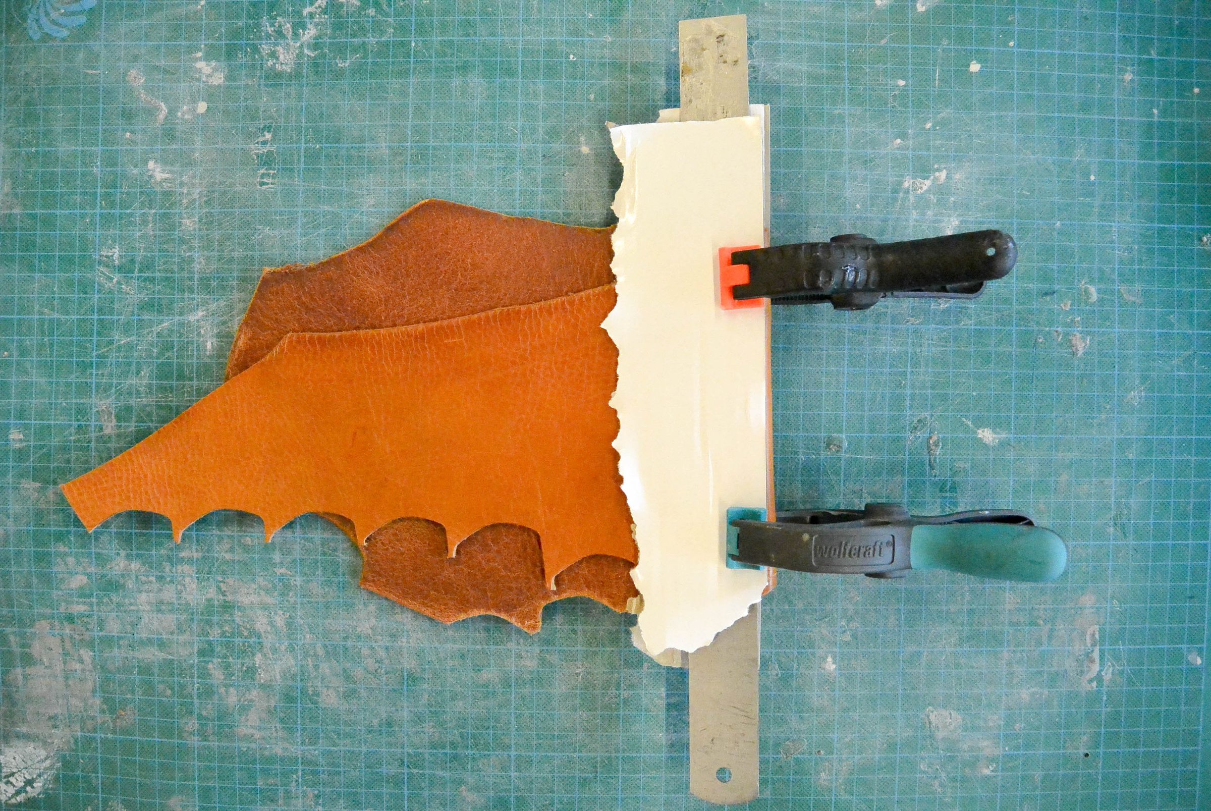 Leather Folding Techniques - Werkplaatsidc : 10 Steps (with Pictures ...