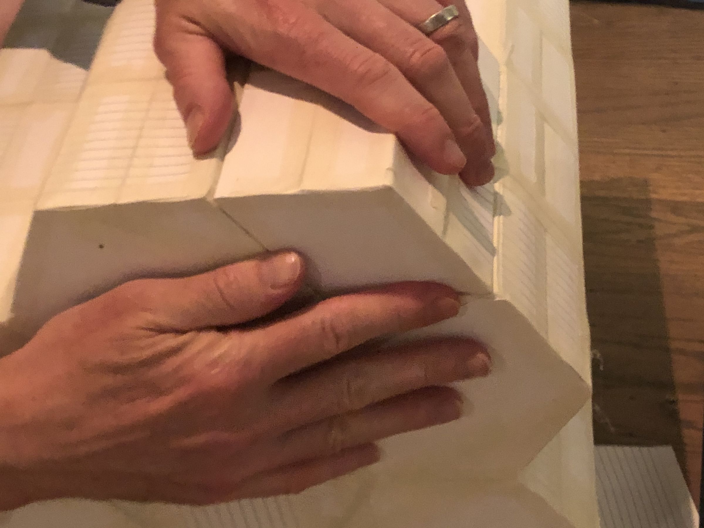 A Paper Chair That Can Be Sat On! : 6 Steps - Instructables