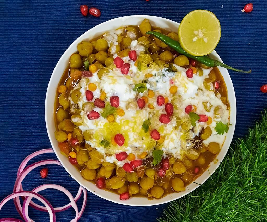 Chole Samosa Chat - the Roshni Way! : 23 Steps (with Pictures ...