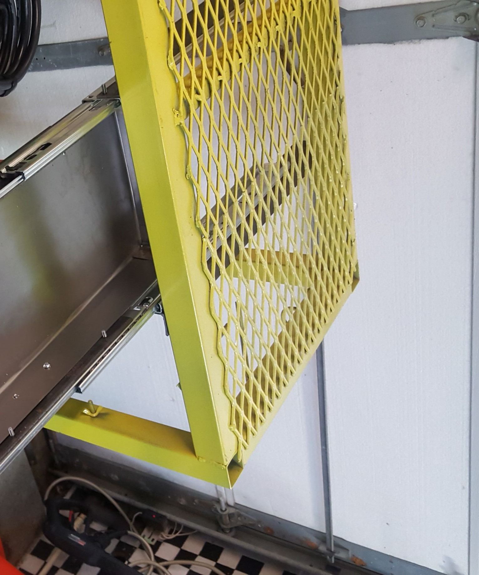 How to Make a Metal Drawer! : 10 Steps (with Pictures) - Instructables