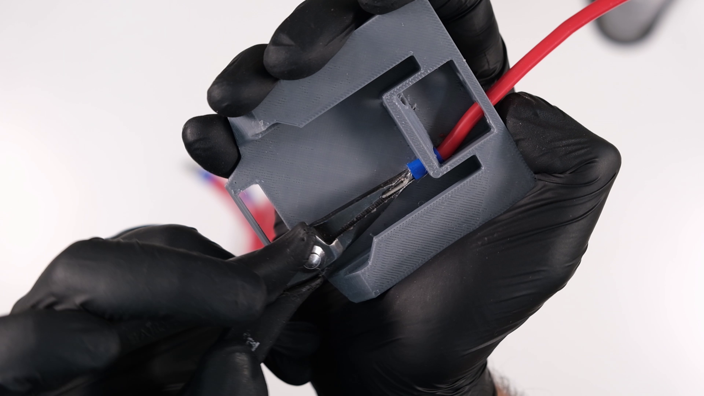 DIY Power Adapter for Parkside 20V Batteries : 4 Steps (with Pictures ...