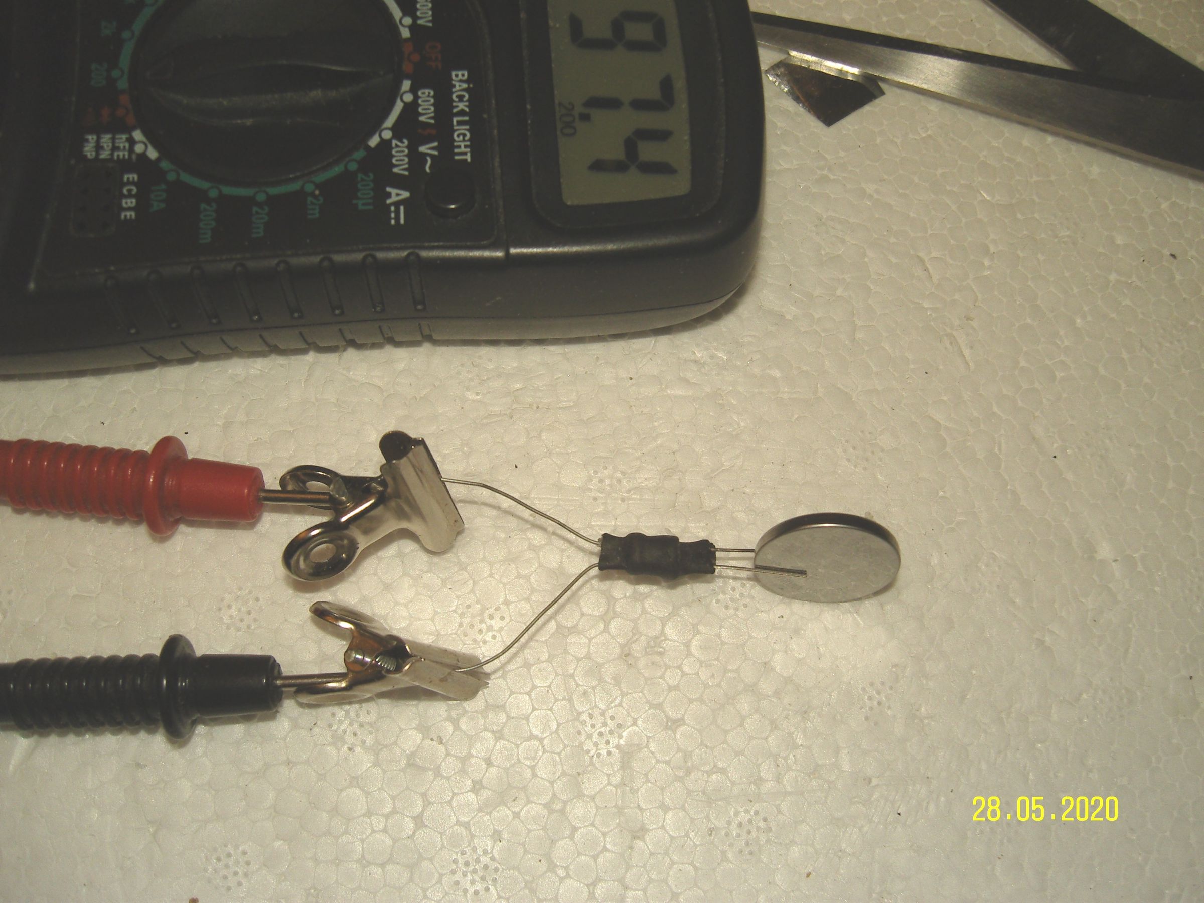 How to Make a Optocoupler (Vactrol) : 6 Steps (with Pictures ...
