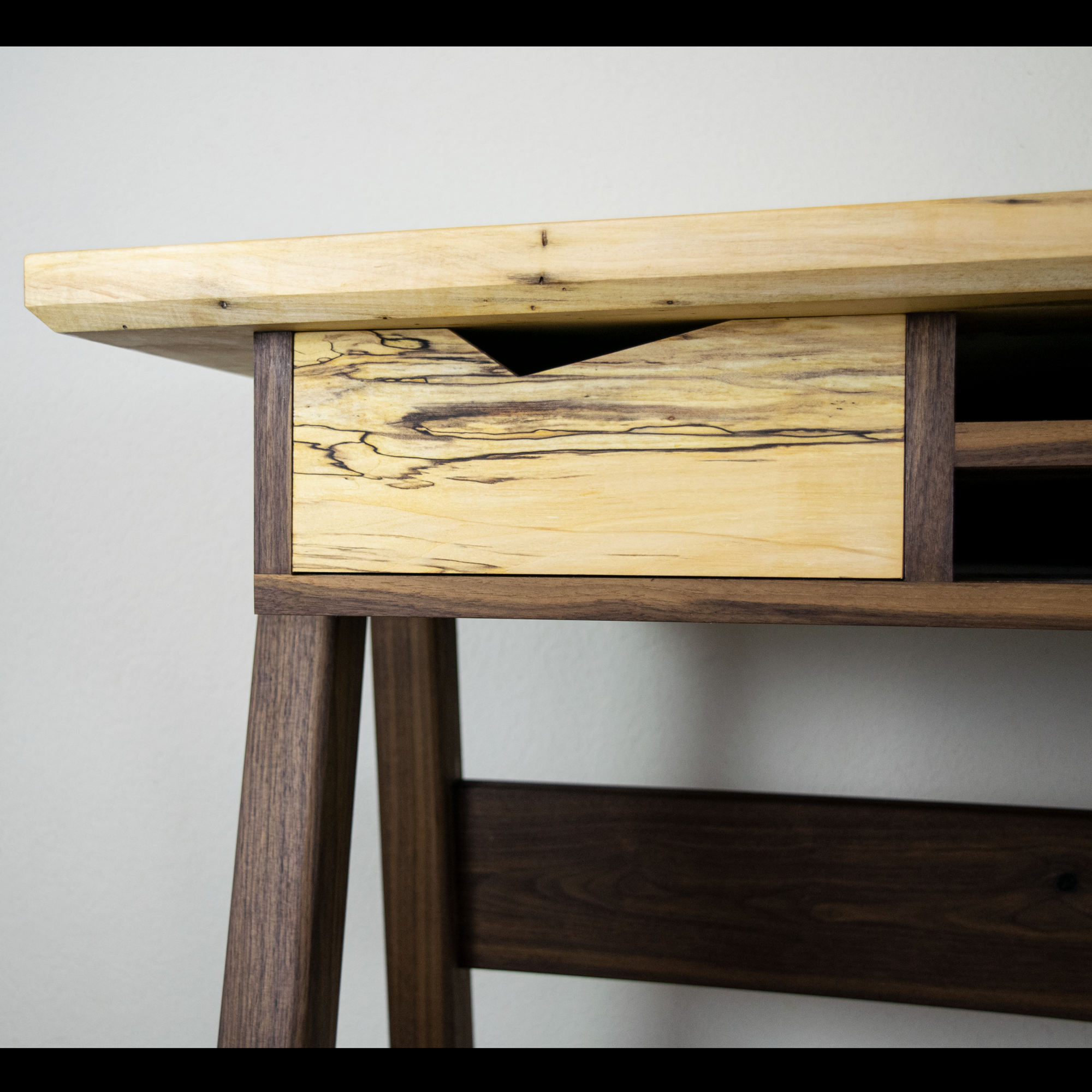 Modern Desk : 15 Steps (with Pictures) - Instructables