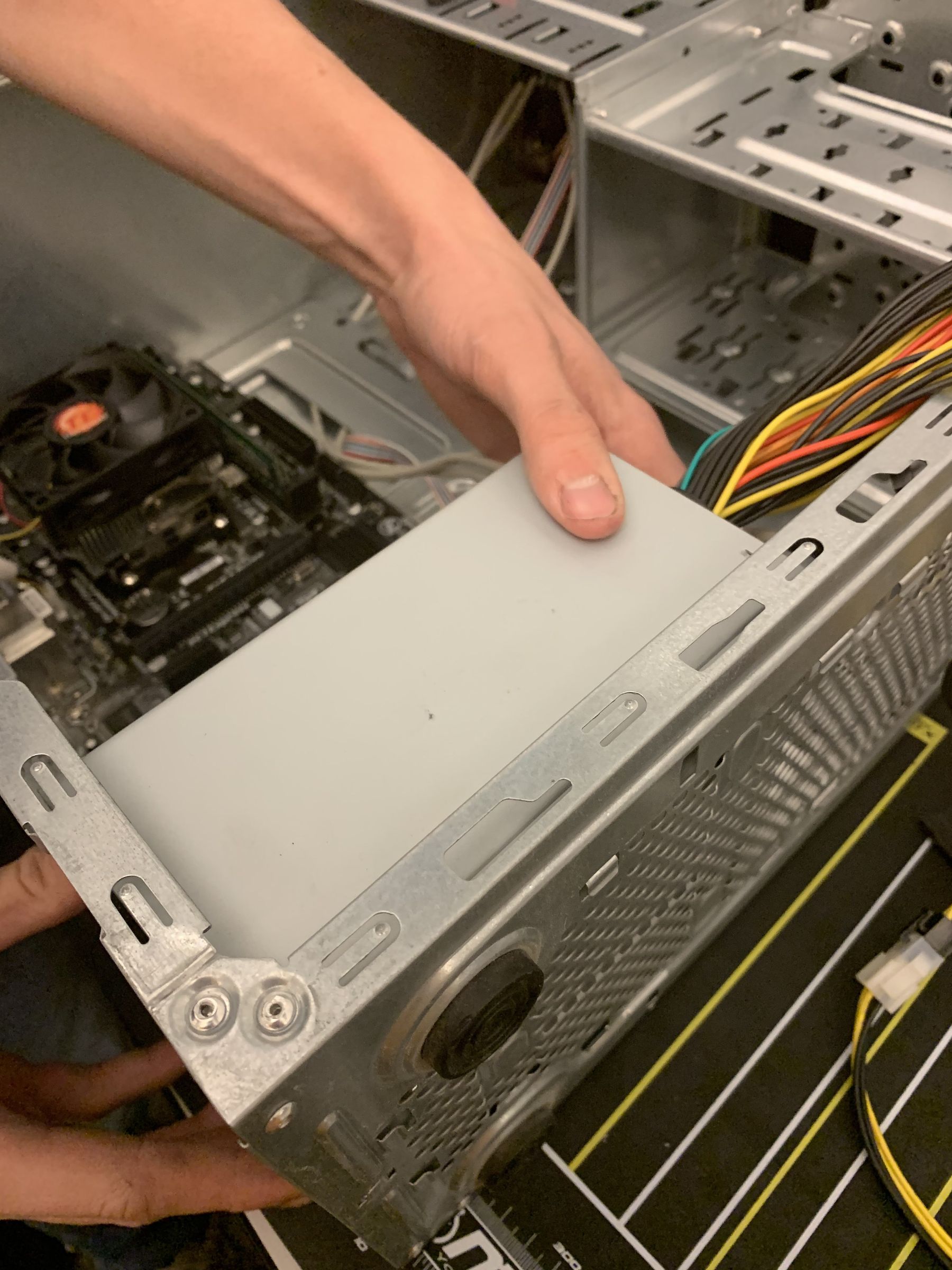 Computer Build Instructions : 12 Steps - Instructables